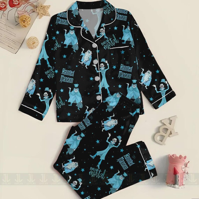 Haunted Mansion Hitchhiking Ghosts Silk Pajama Set: Unisex Halloween ...