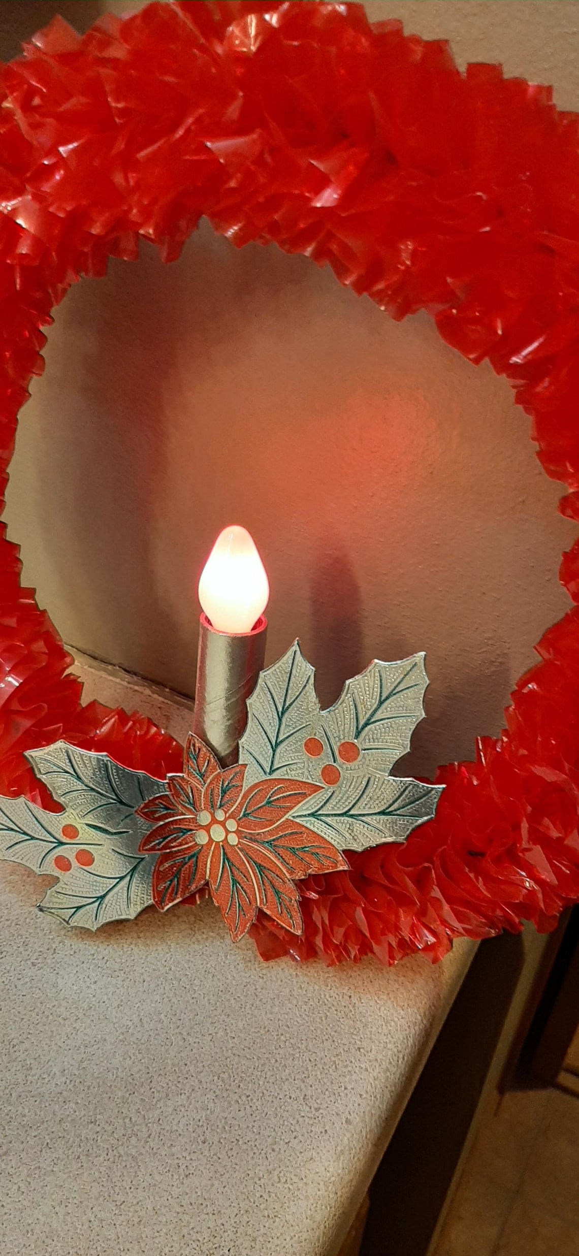 Vintage Cellophane Christmas Wreath Electric Holiday Collectible Red ...