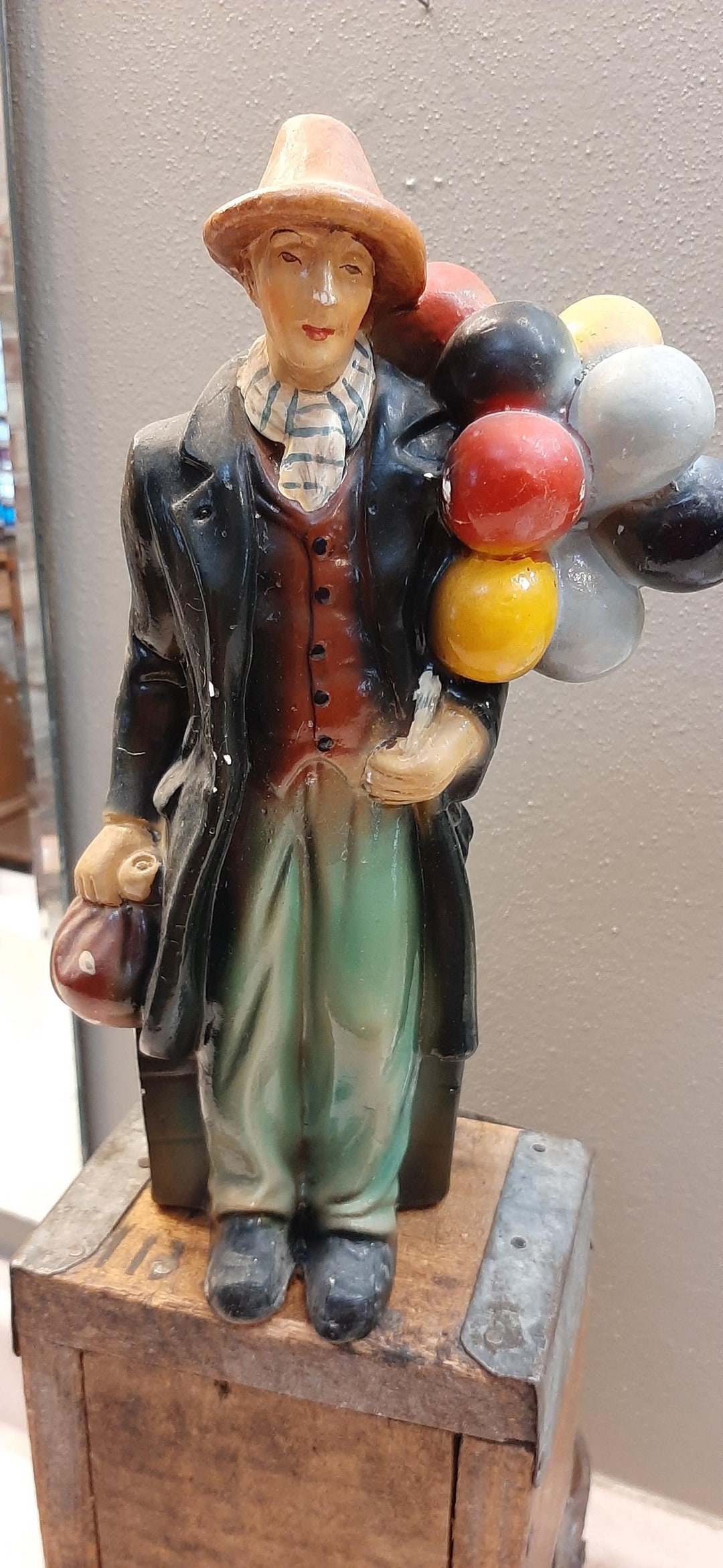 Vintage Roman Art Company Chalkware Man Figurine Holding Baloons ...