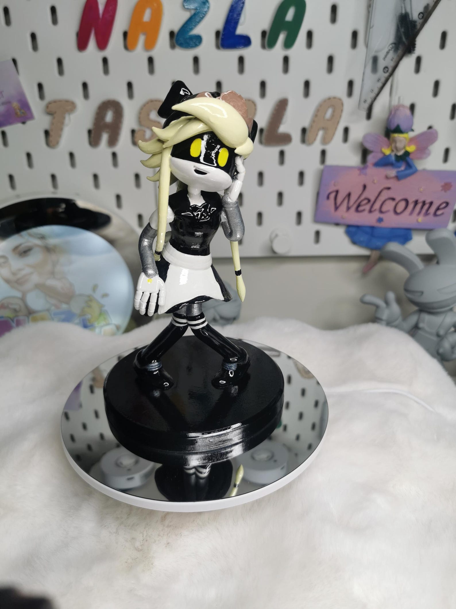 Murder Drones Cyn Figure – Hand Painted (16 Cm & 6.3 In) - Etsy
