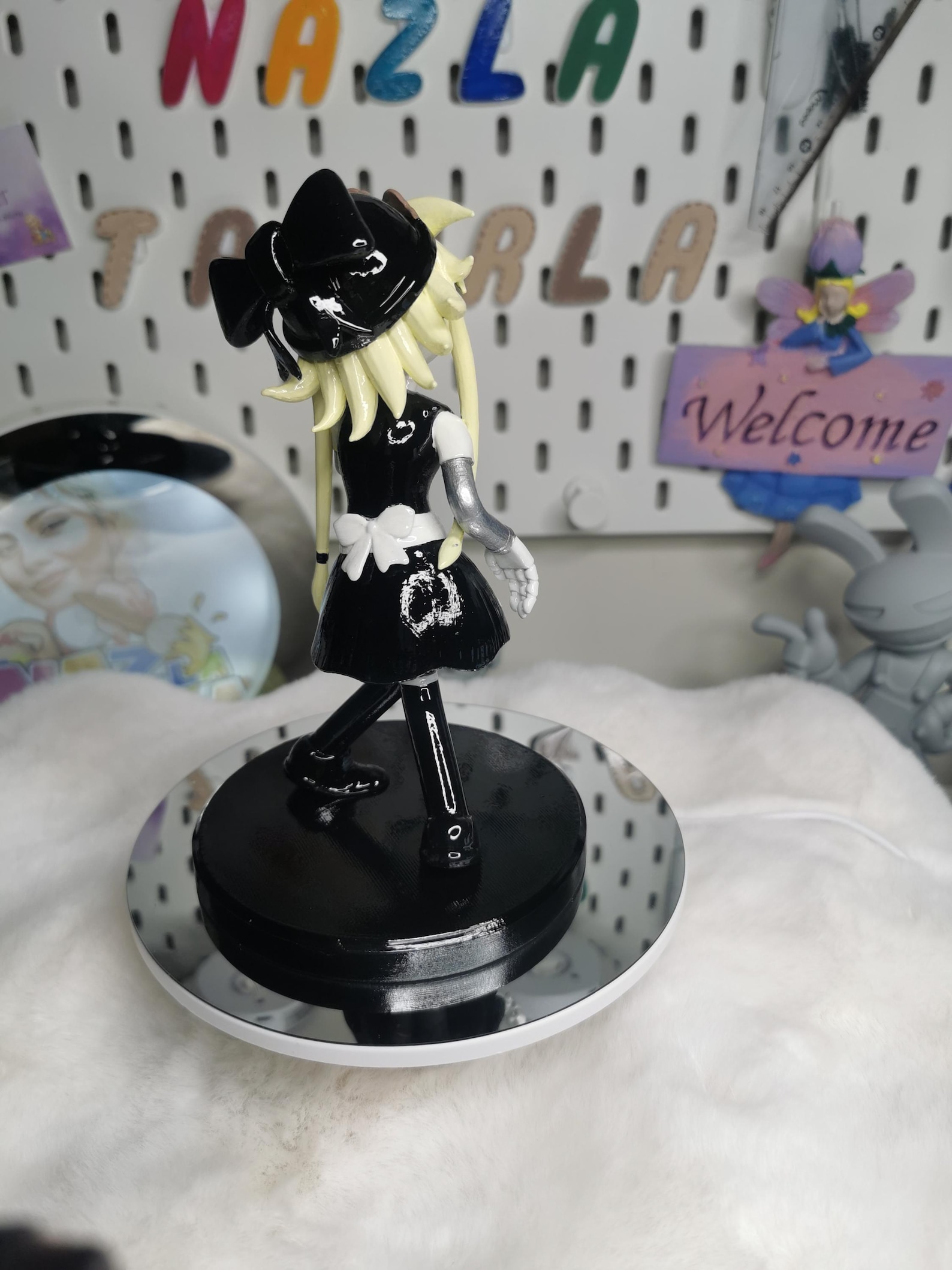 Murder Drones Cyn Figure – Hand Painted (16 Cm & 6.3 In) - Etsy