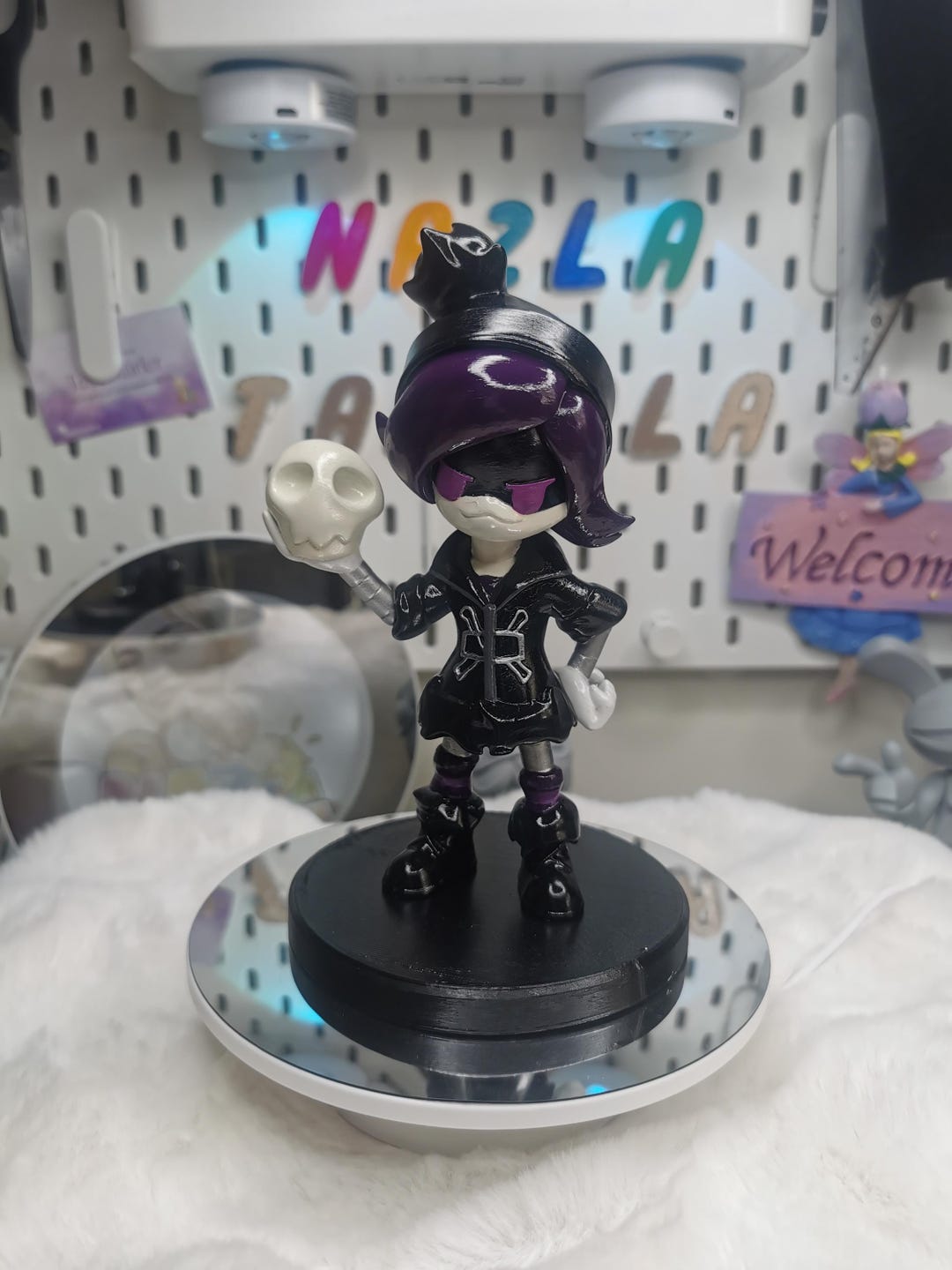 Murder Drones Uzi Figure – Hand Painted (16 Cm & 6.3 In) - Etsy