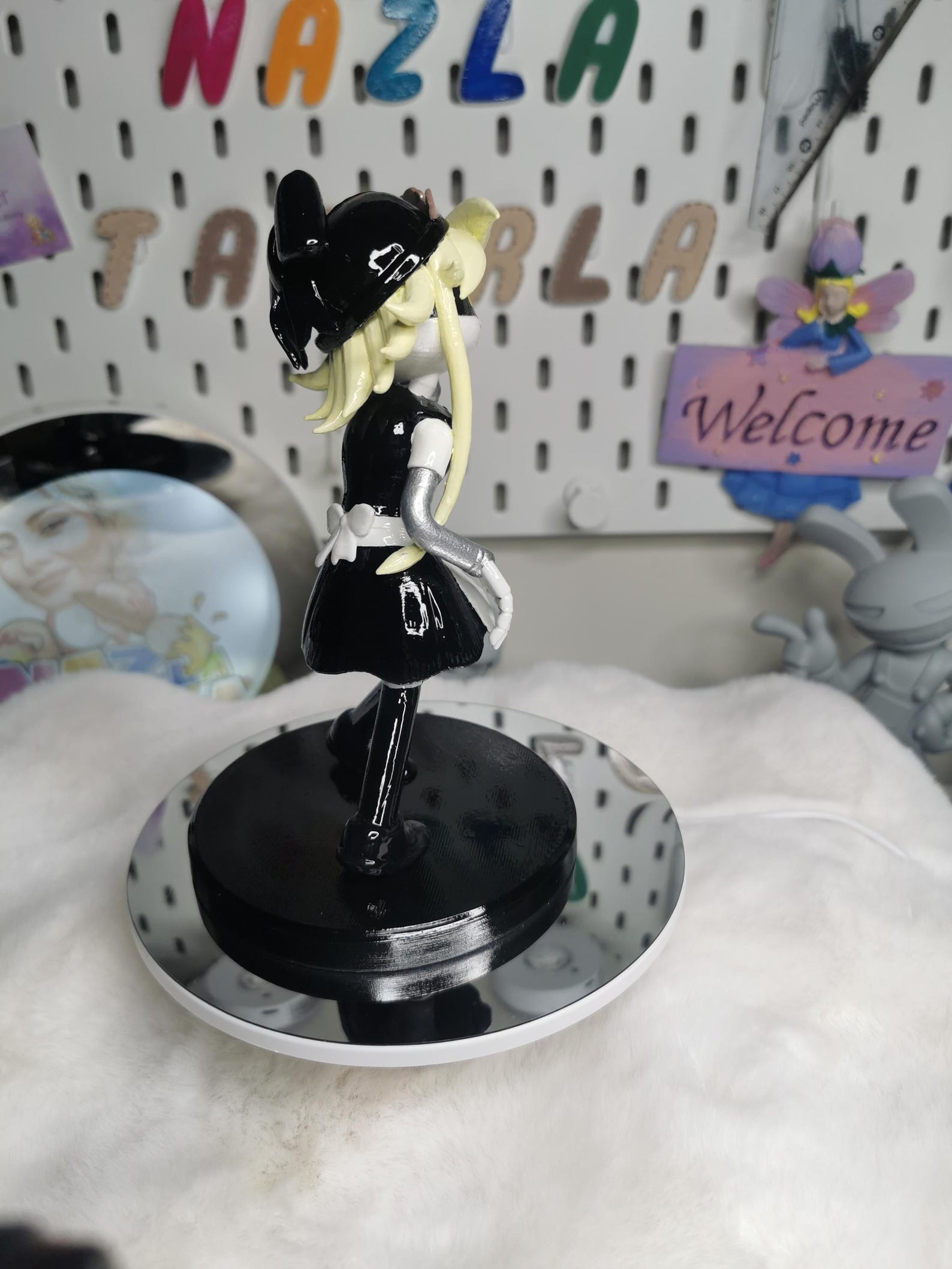 Murder Drones Cyn Figure – Hand Painted (16 Cm & 6.3 In) - Etsy