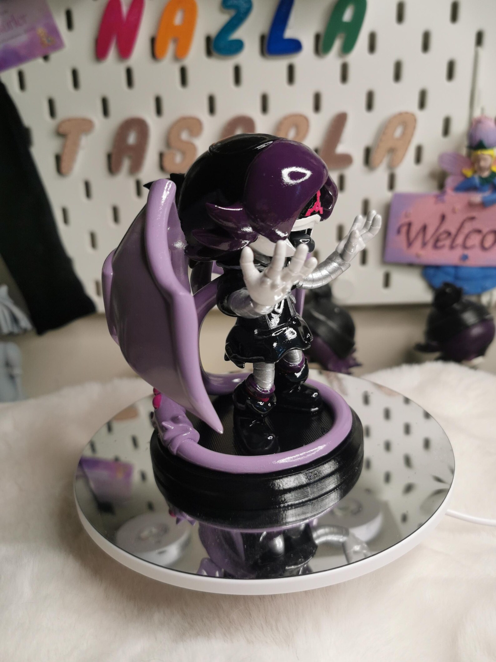 Solver Uzi Figure – Hand Painted 3D Printed Collectible (14 Cm & 5,5 In ...