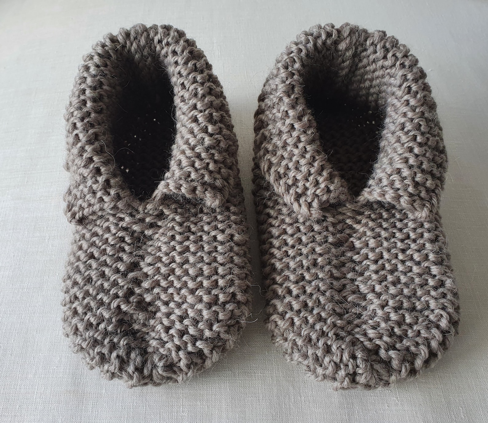 Chunky Garter Stitch Slippers With Cuff PDF Knitting Pattern - Etsy