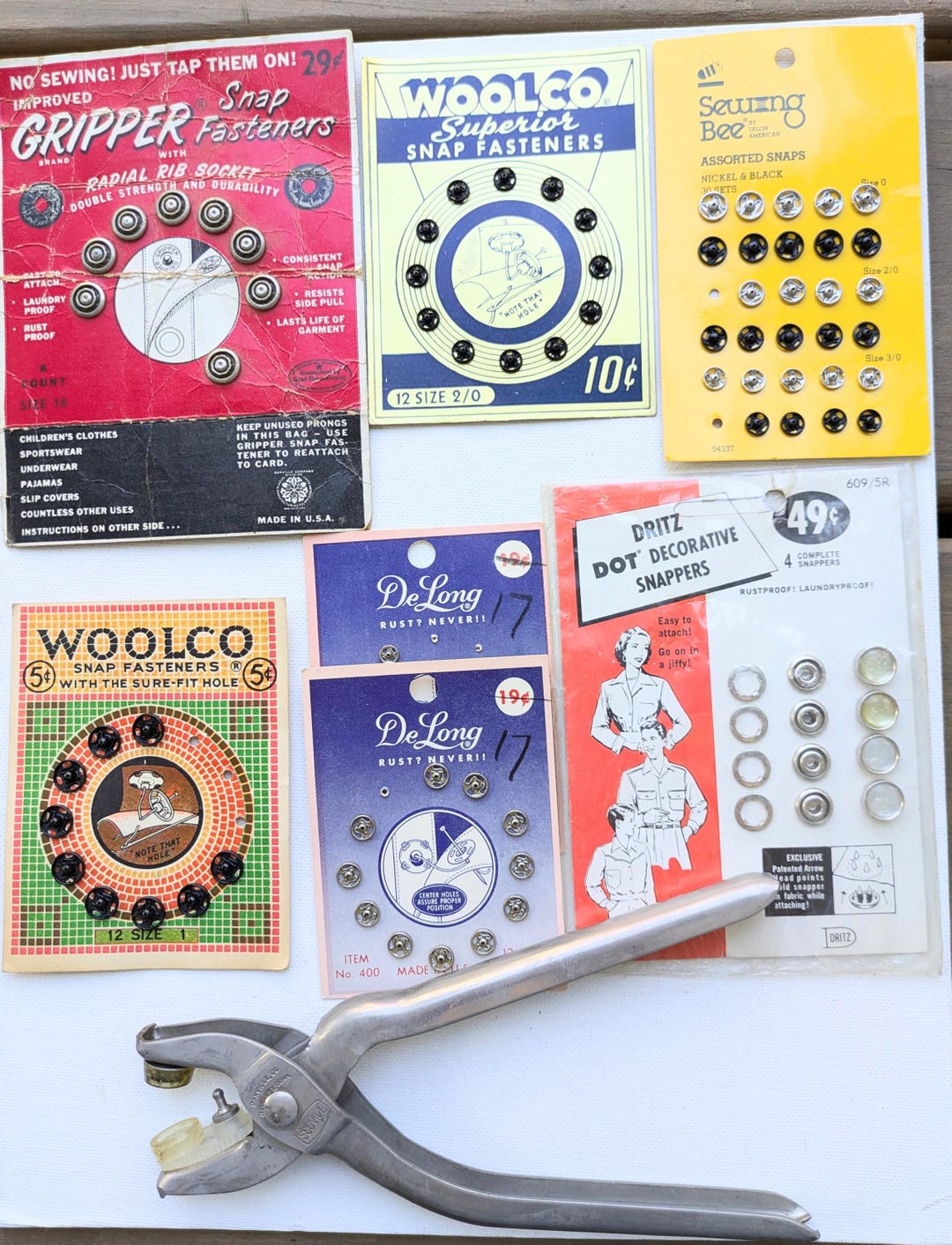 Vintage Scovill Grommet Punch, 6 Vintage Packages, 1 1962 Decorative ...