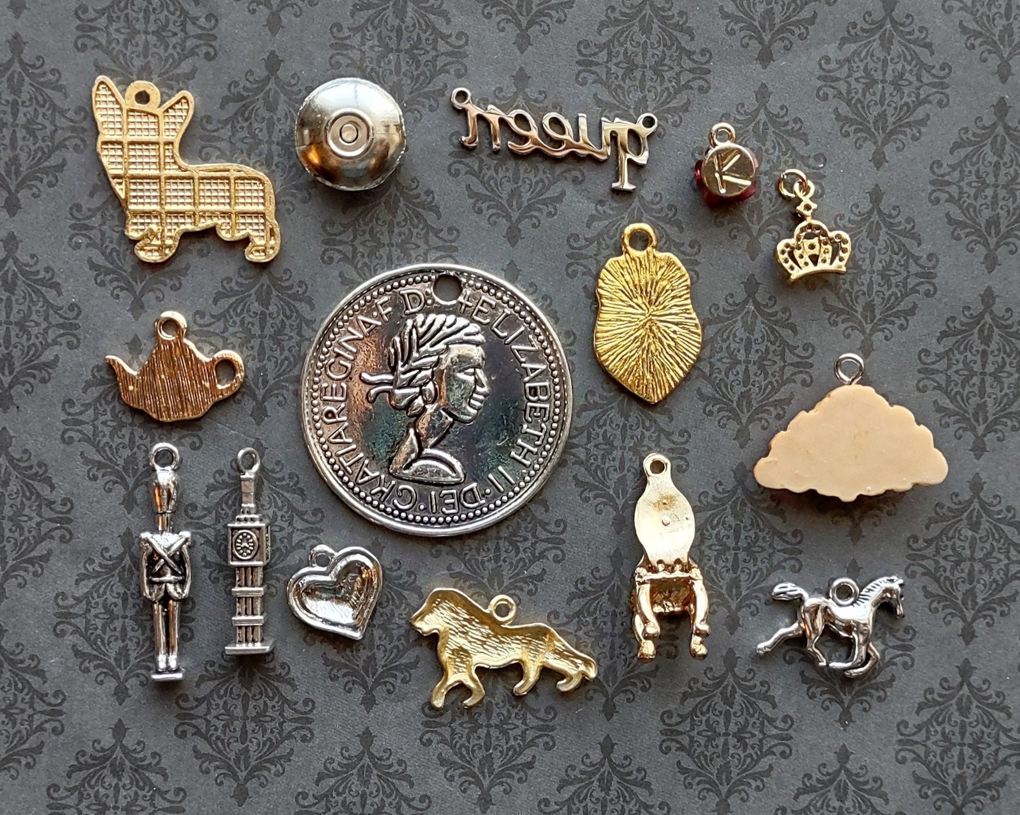 The Queen Charm Collection With Triangle Croissant Cookie - Etsy