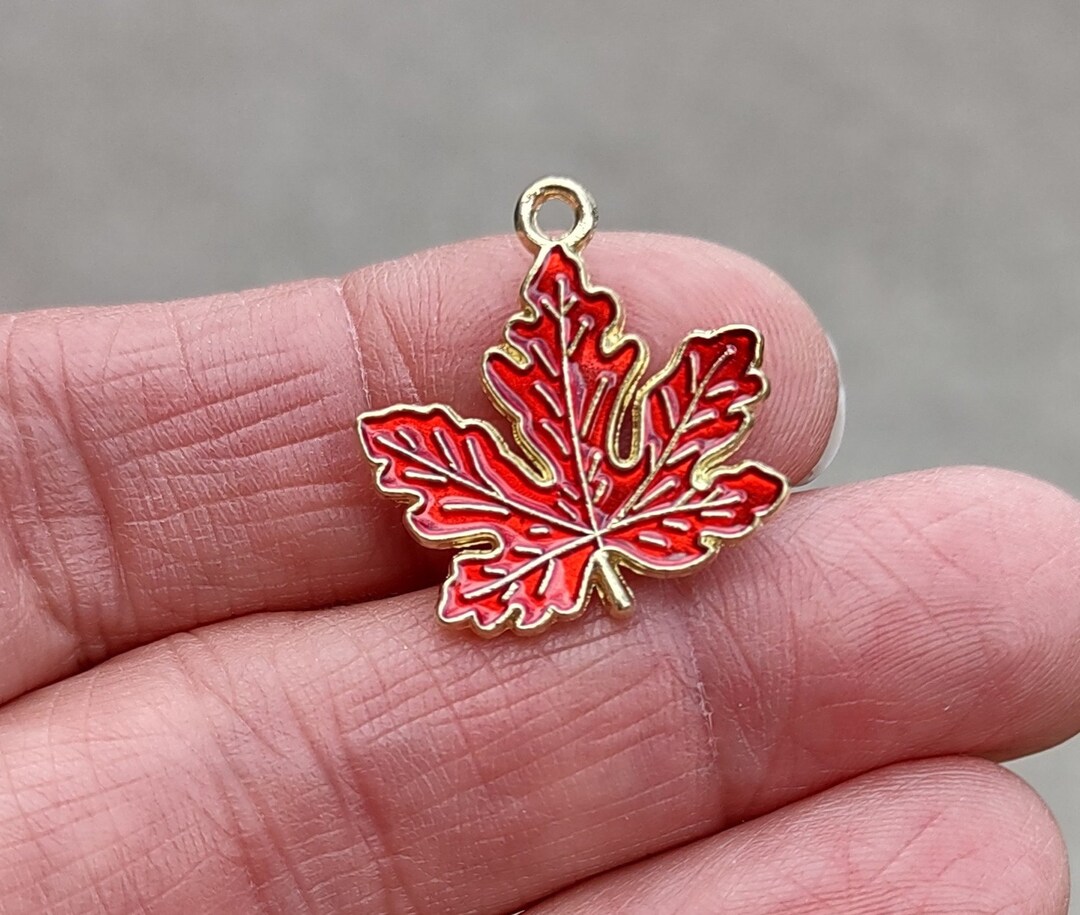 10 Red and Gold Tone Maple Leaf Charms C3834 - Etsy