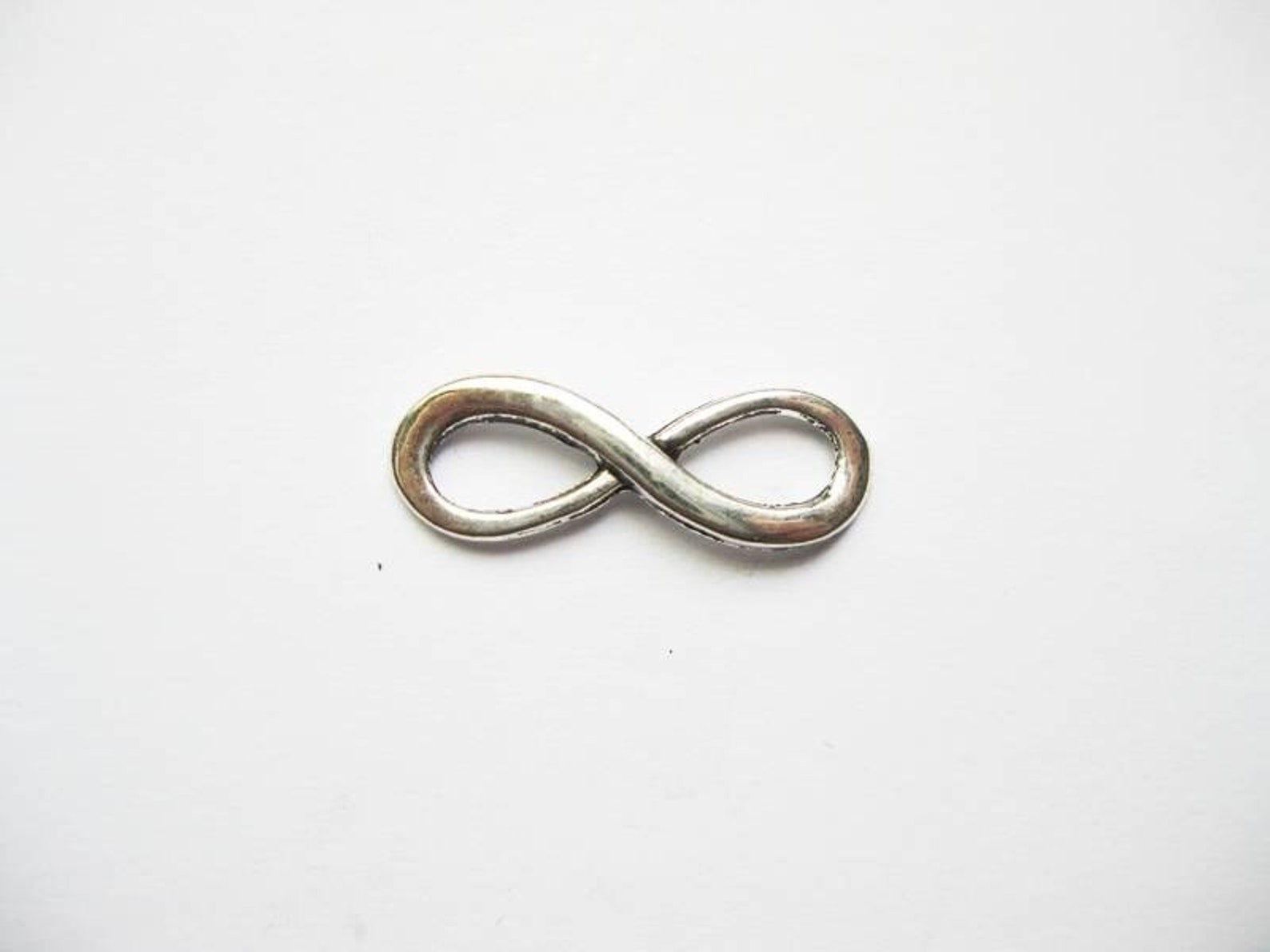 10 Infinity Symbol Charms in Silver Tone C1473 - Etsy