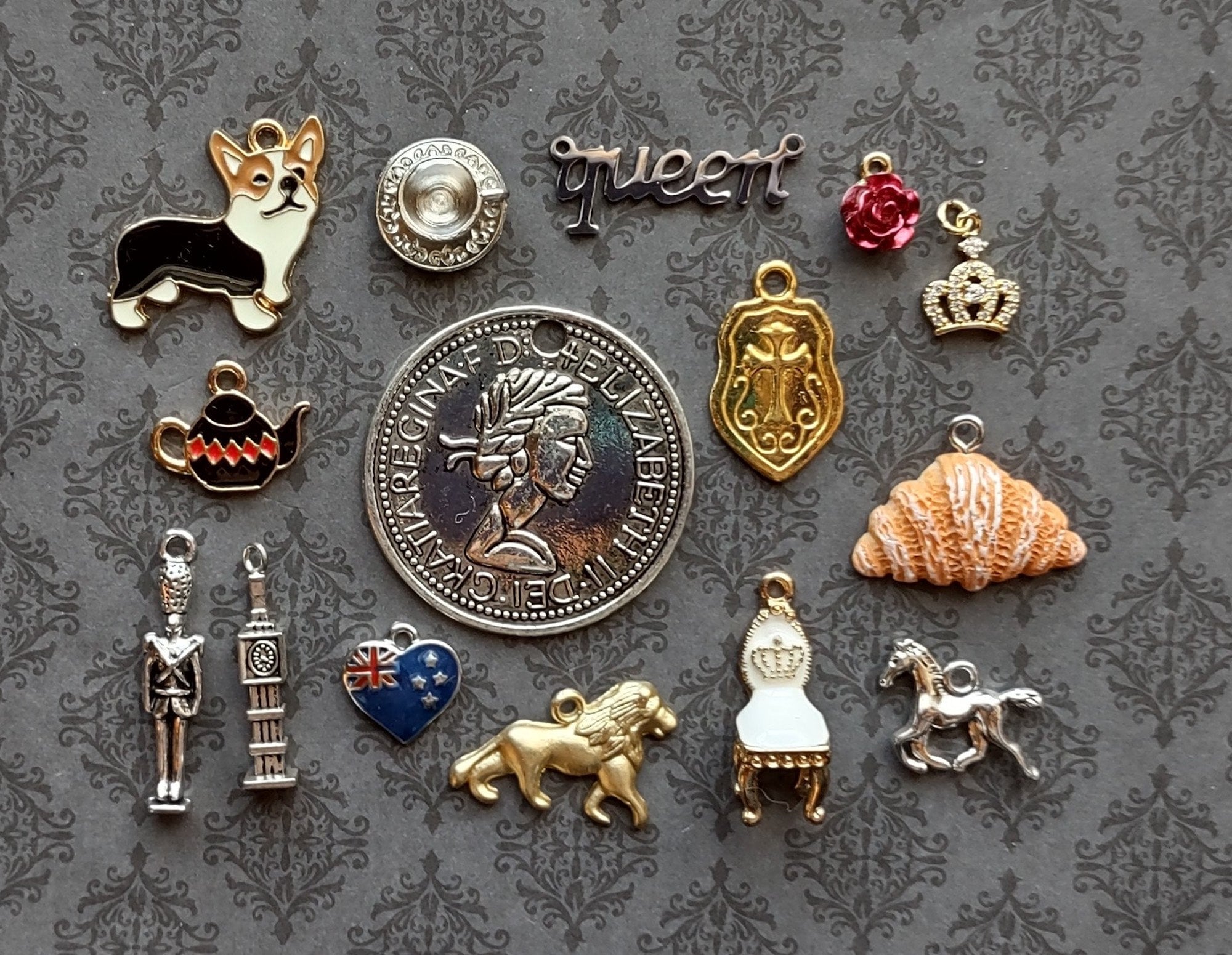 The Queen Charm Collection With Triangle Croissant Cookie - Etsy