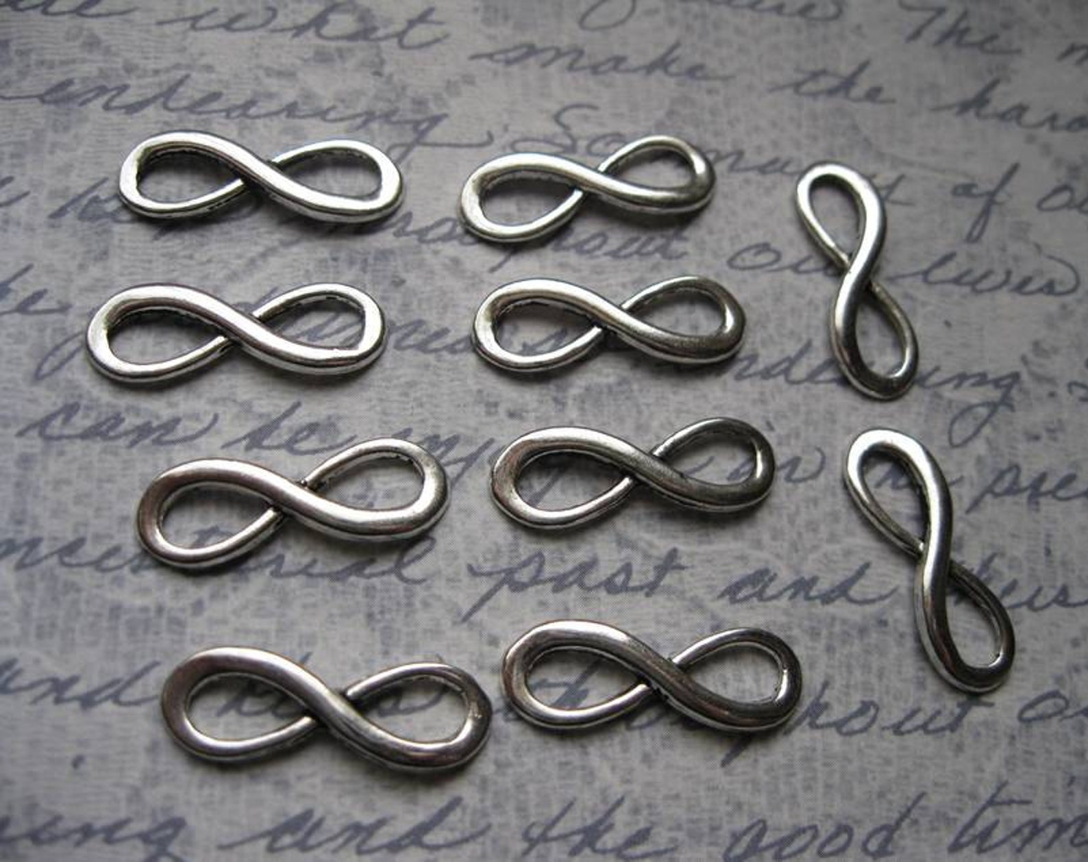 10 Infinity Symbol Charms in Silver Tone C1473 - Etsy