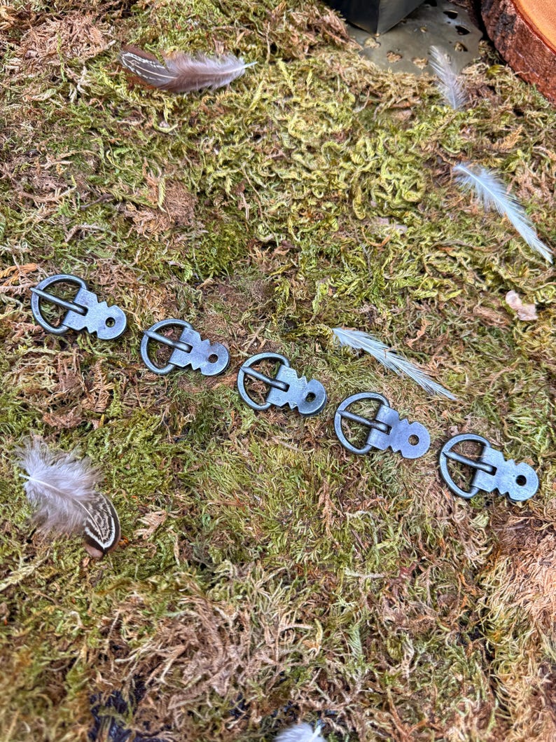 Plate Amour Iron Buckles Set - Etsy