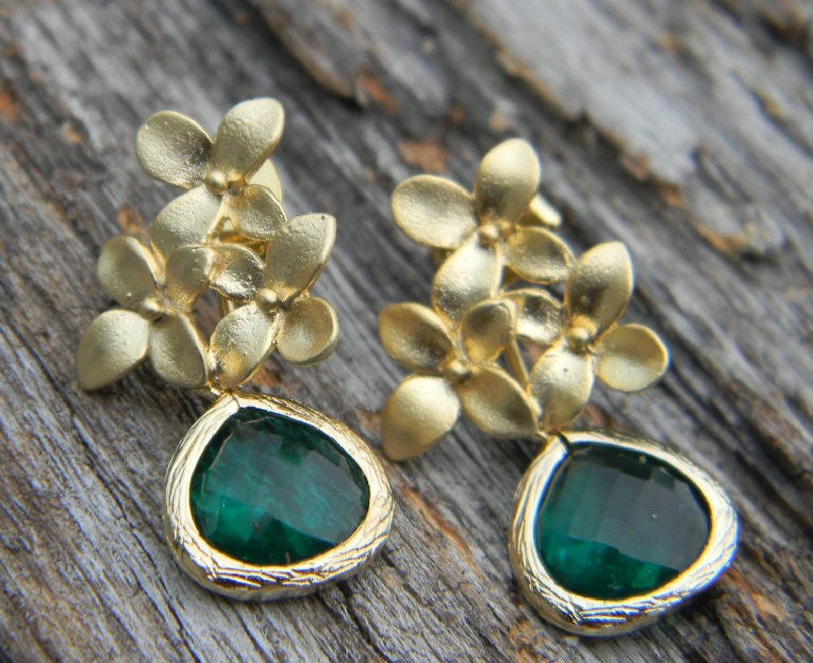 Emerald Green and Gold Earrings Dangle Earrings Emerald | Etsy