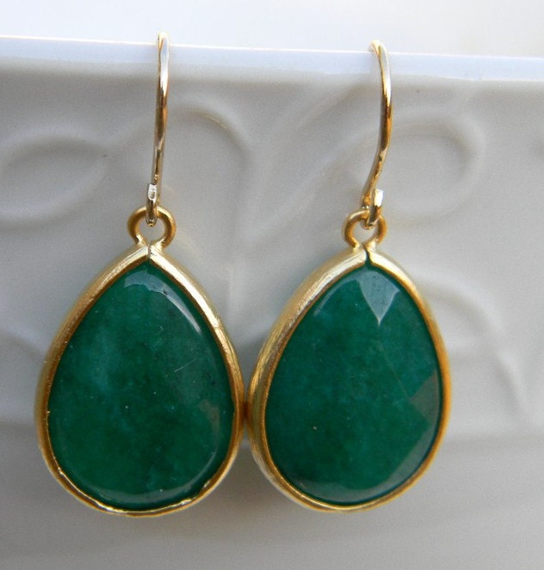 Emerald Green Earrings Trimmed in Gold-dangle Earrings-jewel - Etsy