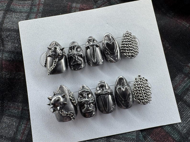 Medieval Knight Press-on Nails - Etsy