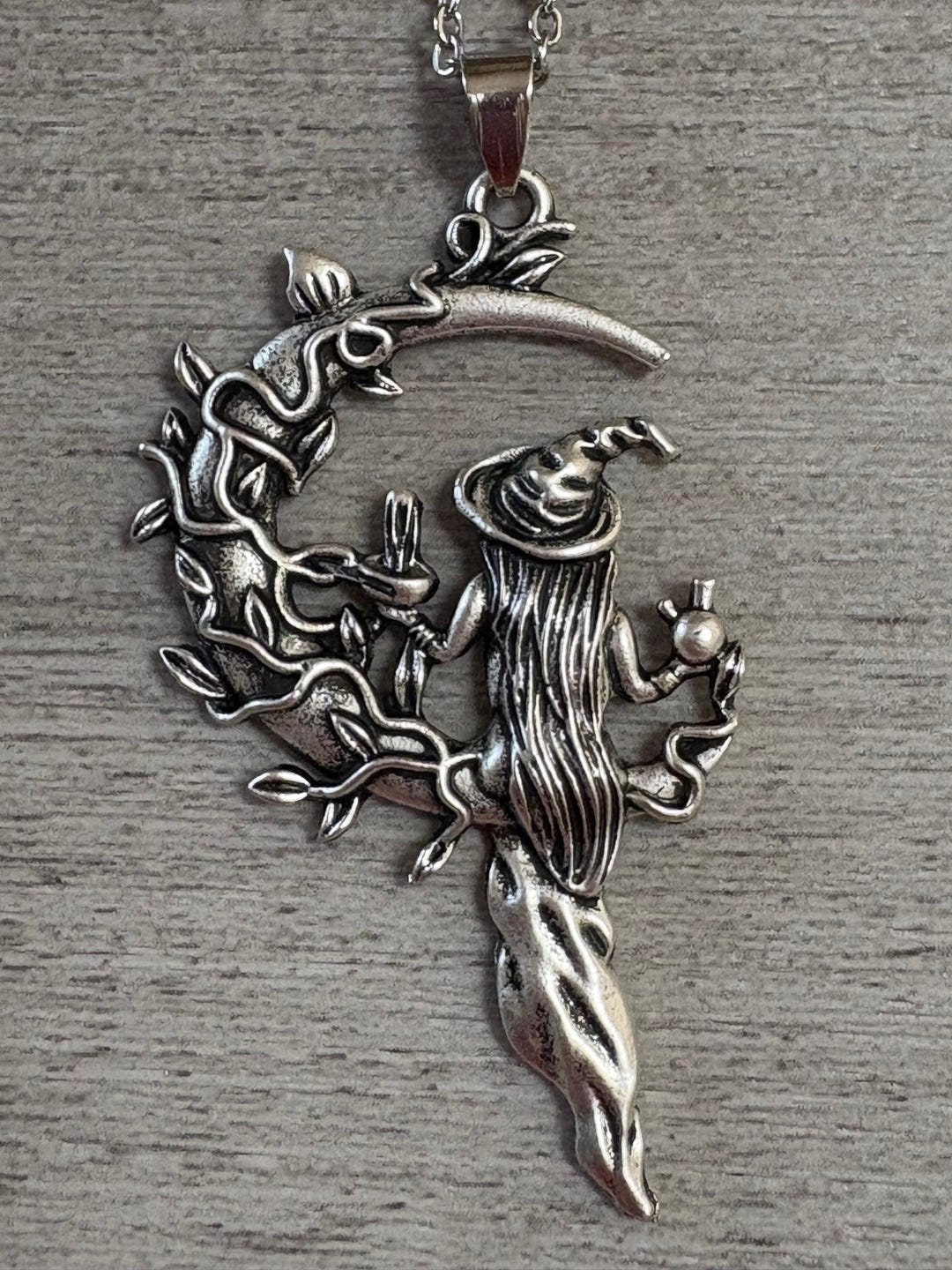 Tabitha Witch Crescent Moon With Cat Familiar Renaissance Pagan Wiccan ...