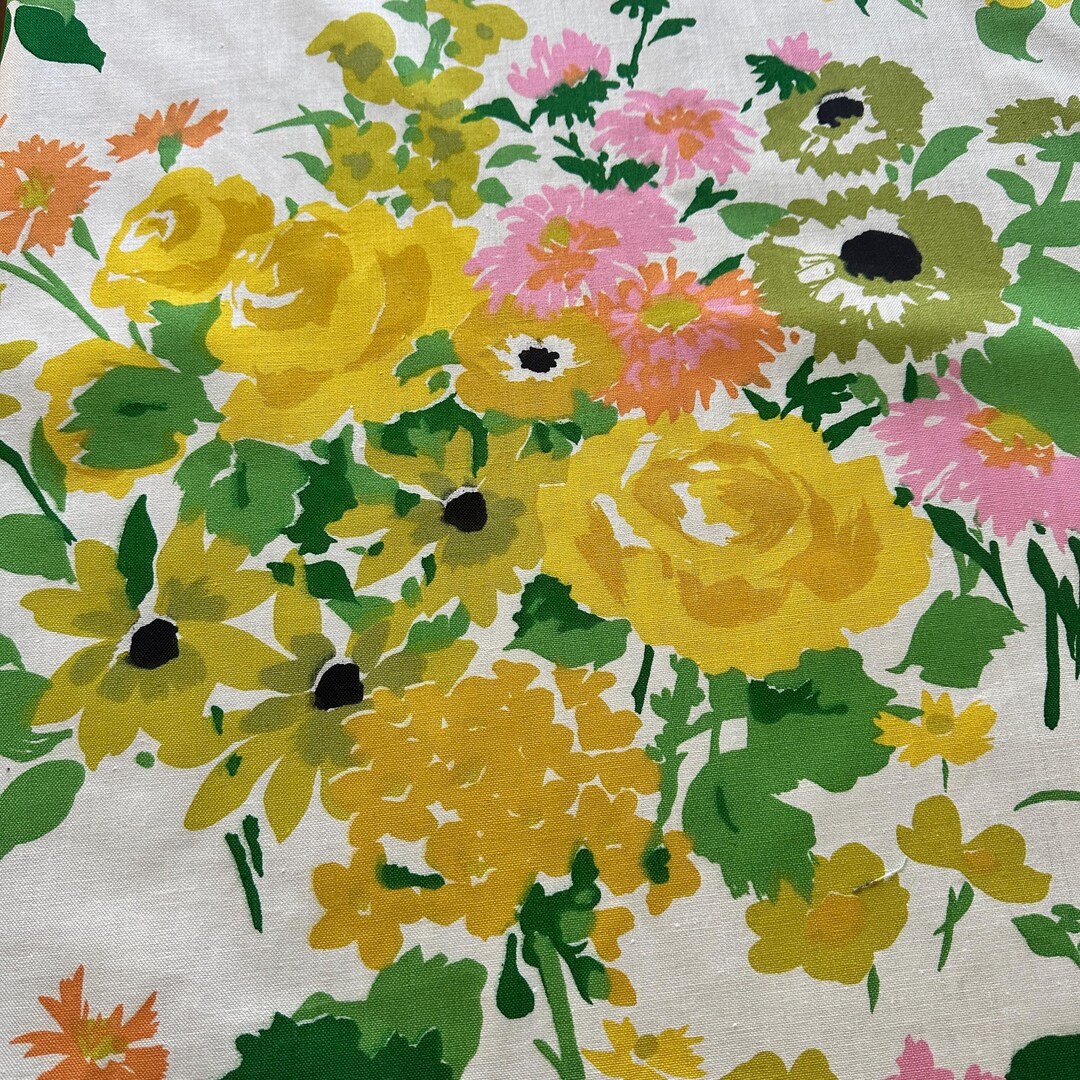 1970s Flower Power Linen Fabric: Vintage Bloomcraft Floral Print - Etsy