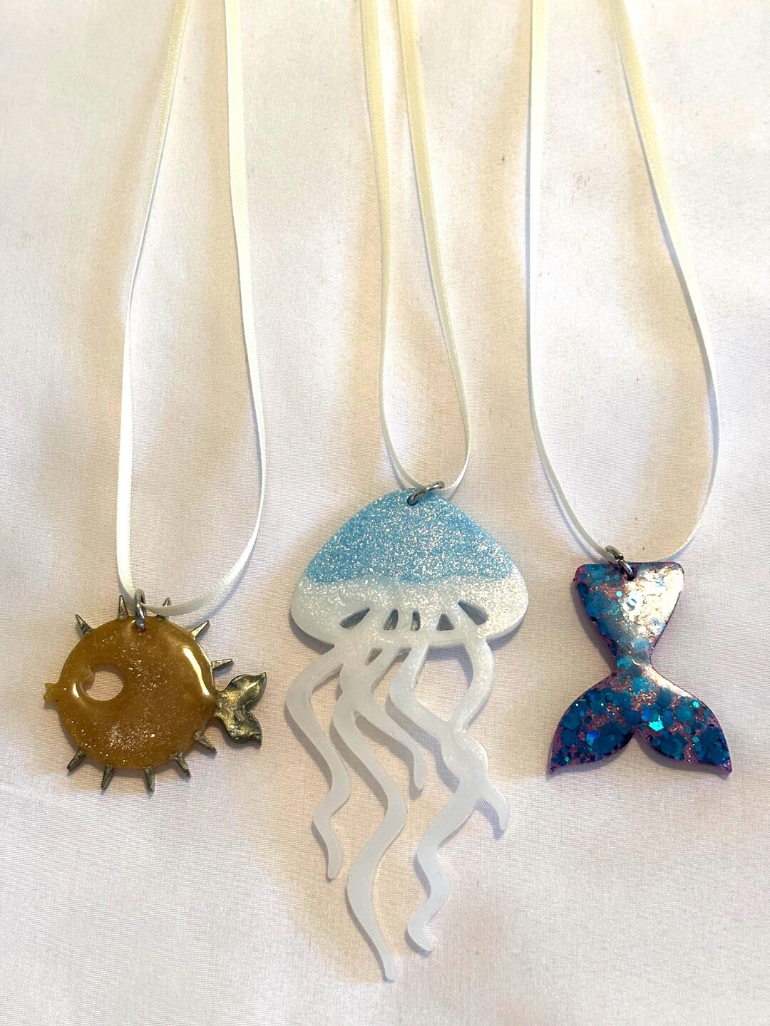Resin Ocean Creature Charm Necklace Set: Glitter Pufferfish, Jellyfish ...