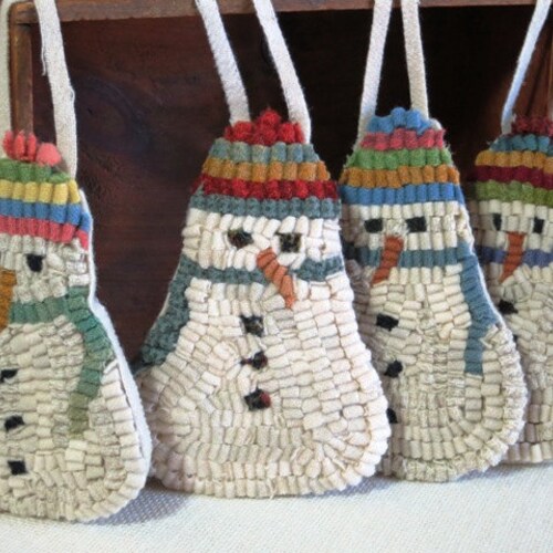 Rug Hooking PATTERN Four Snowman Ornaments P151 Primitive - Etsy