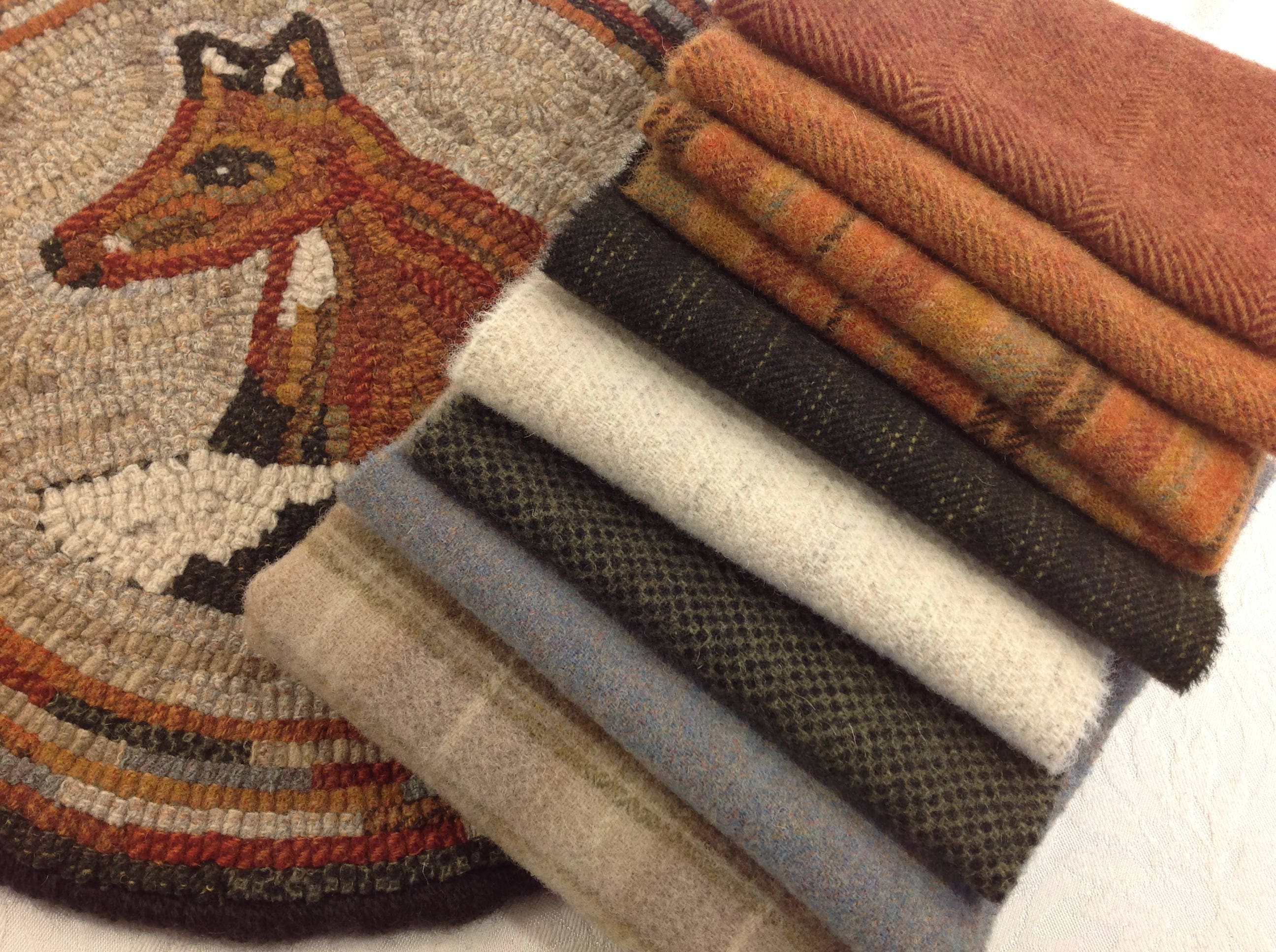 Rug Hooking KIT, Woodland Fox Chair Pad or Table Mat , J760, DIY Rug ...