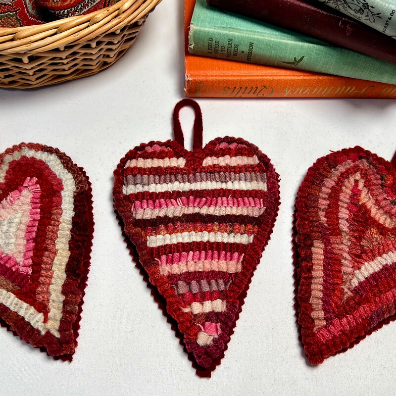 Primitive Hearts - Etsy