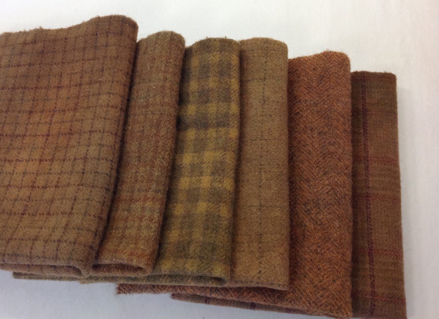 Chestnut Browns, 6) Fat Eighths, Hand Dyed Wool Fabric for Rug Hooking ...