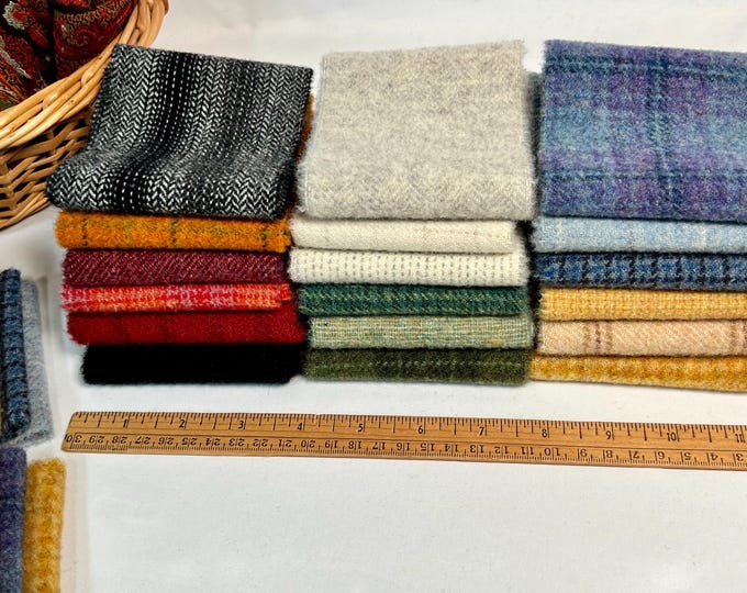 Holiday Wool Bundle, 18 Wool Pieces for Rug Hooking, Applique, Wool ...