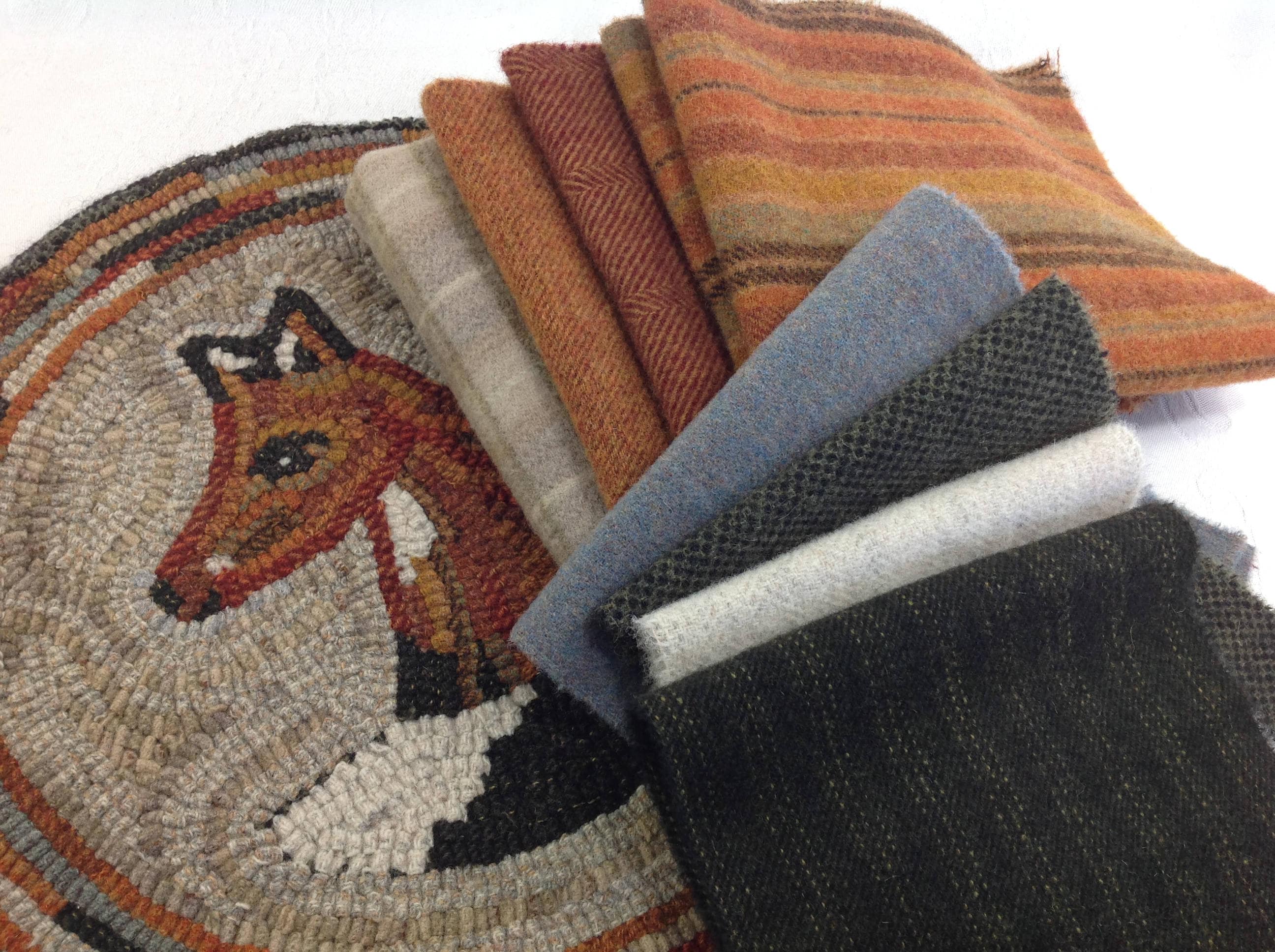 Rug Hooking KIT, Woodland Fox Chair Pad or Table Mat , J760, DIY Rug ...