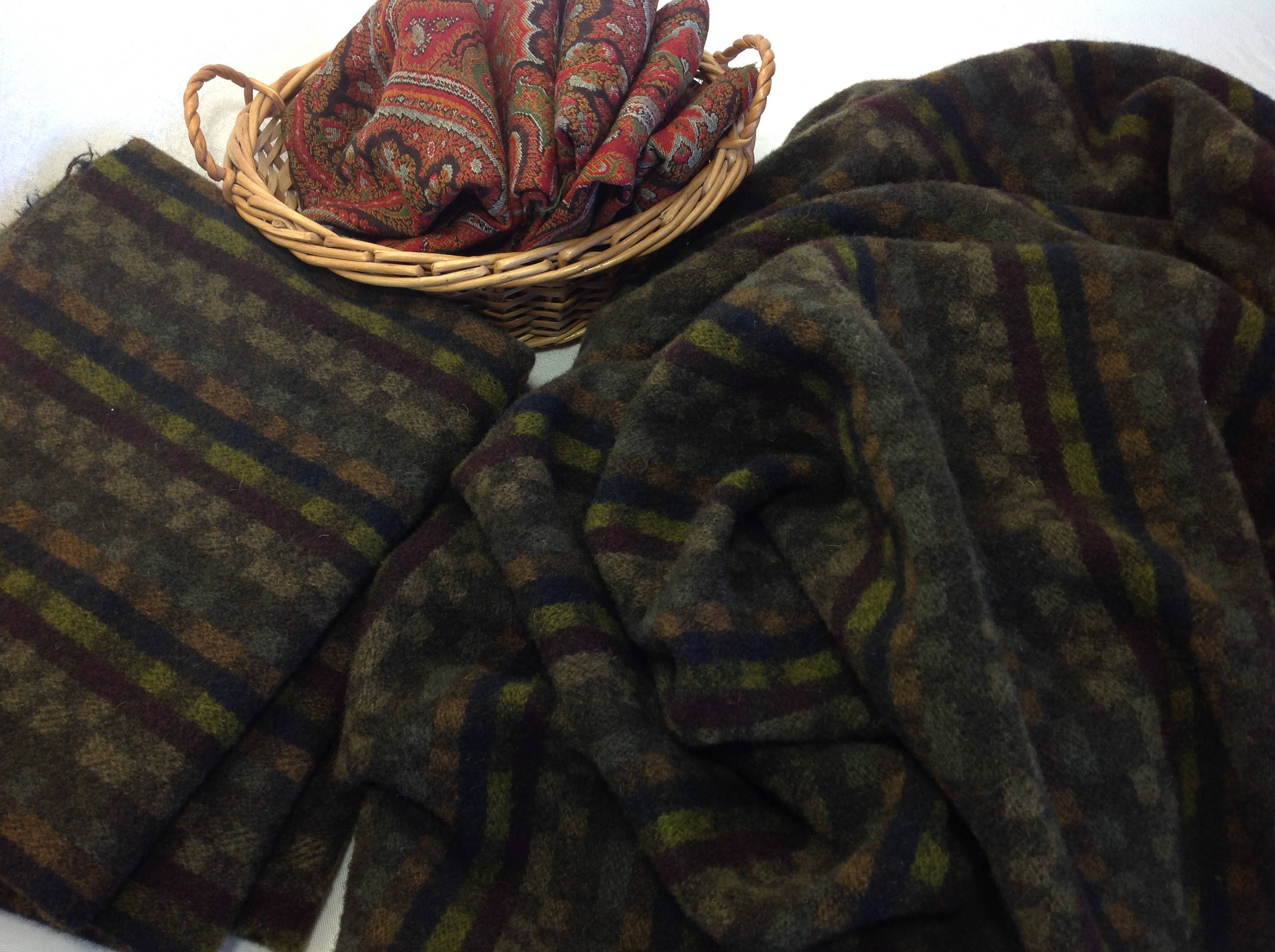 Fat 1/4 yard, Deep and Dark Textured Wool, Mill Dyed Wool Fabric for ...