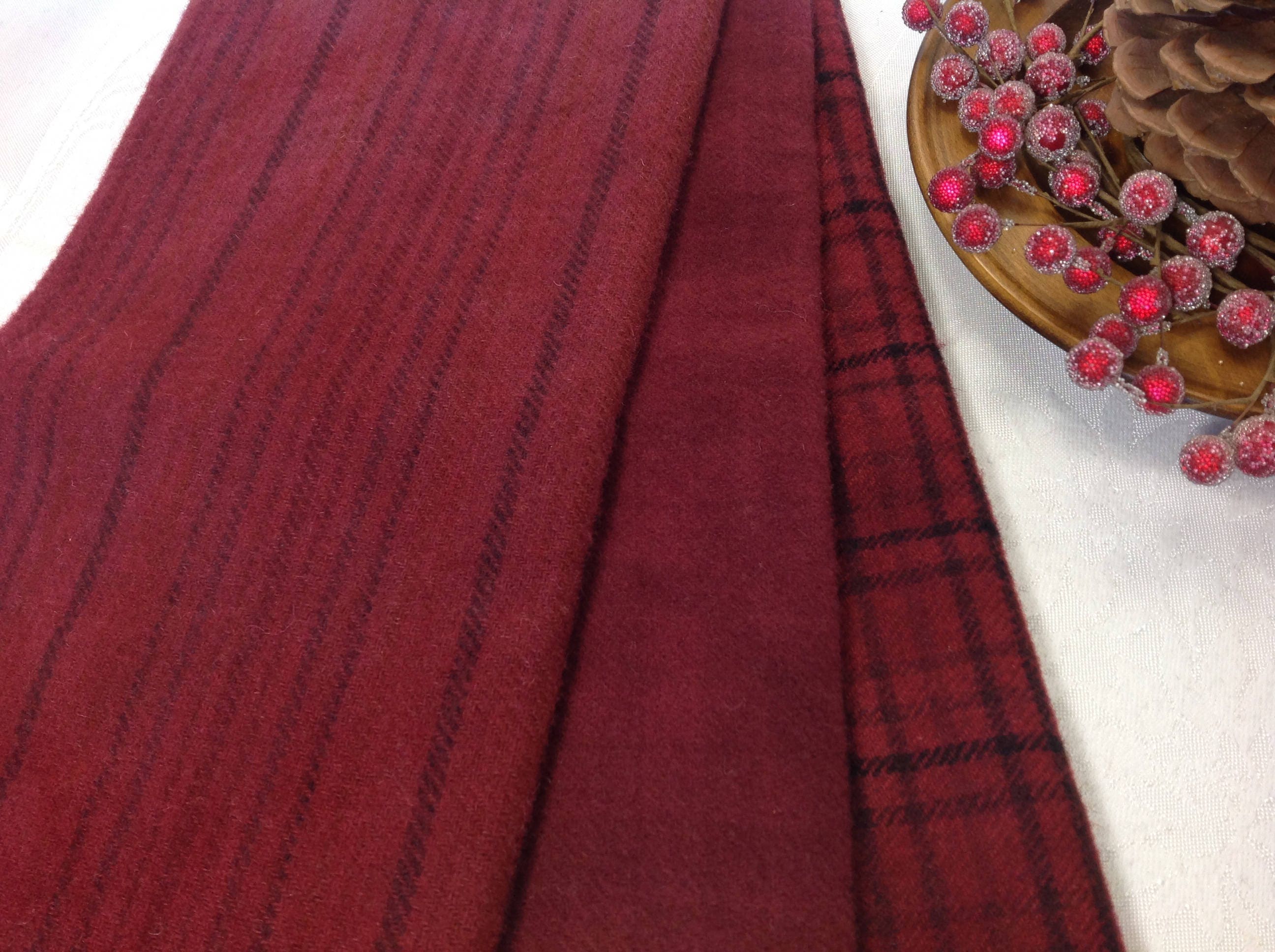 Berry Christmas Reds, 3) fat 1/8ths, Hand Dyed Wool Fabric W399 ...