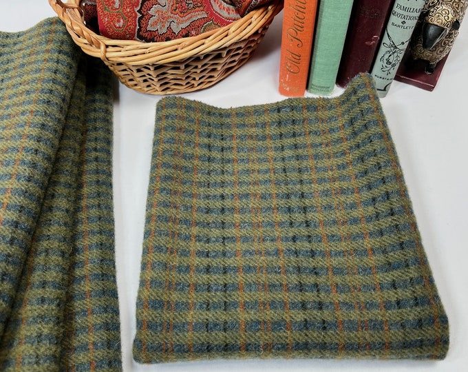 Morse Code, a Mill Dyed Wool for Rug Hooking and Appliqué, W556 ...