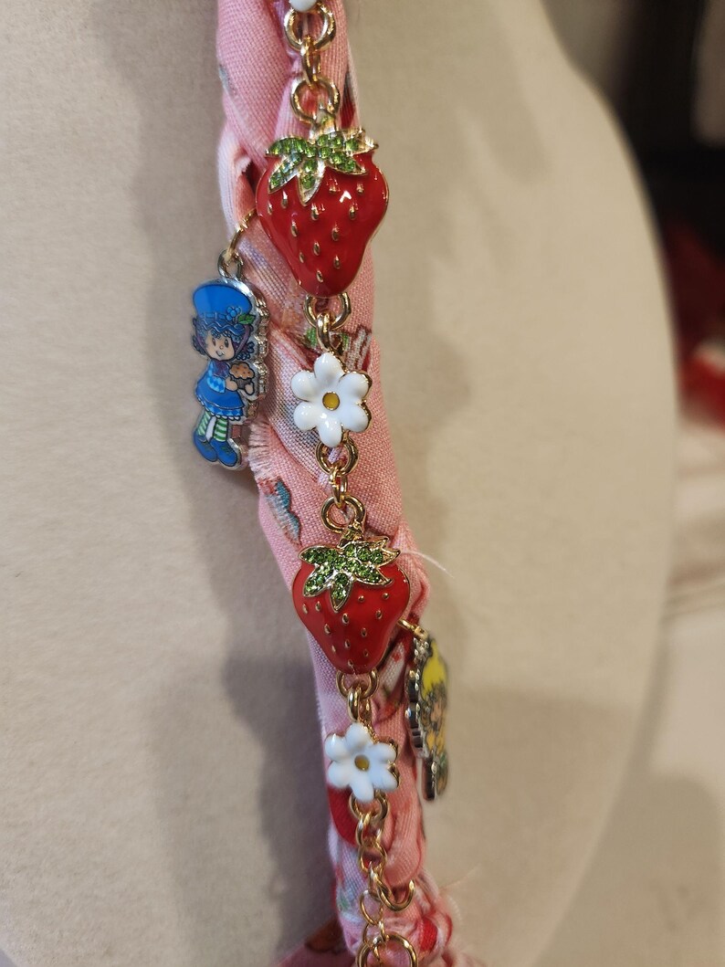 Strawberry Shortcake Key Chian Purse Charm Bandana Pink Strawberry ...