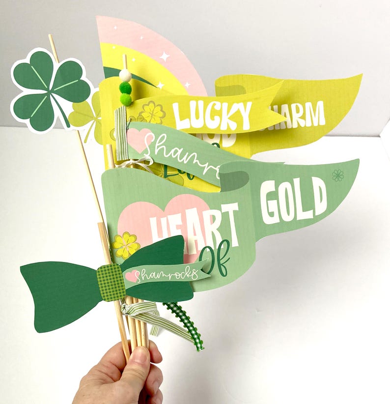 St. Patricks Day Pennant Banner Flags: Printable DIY Party Decor (pdf ...