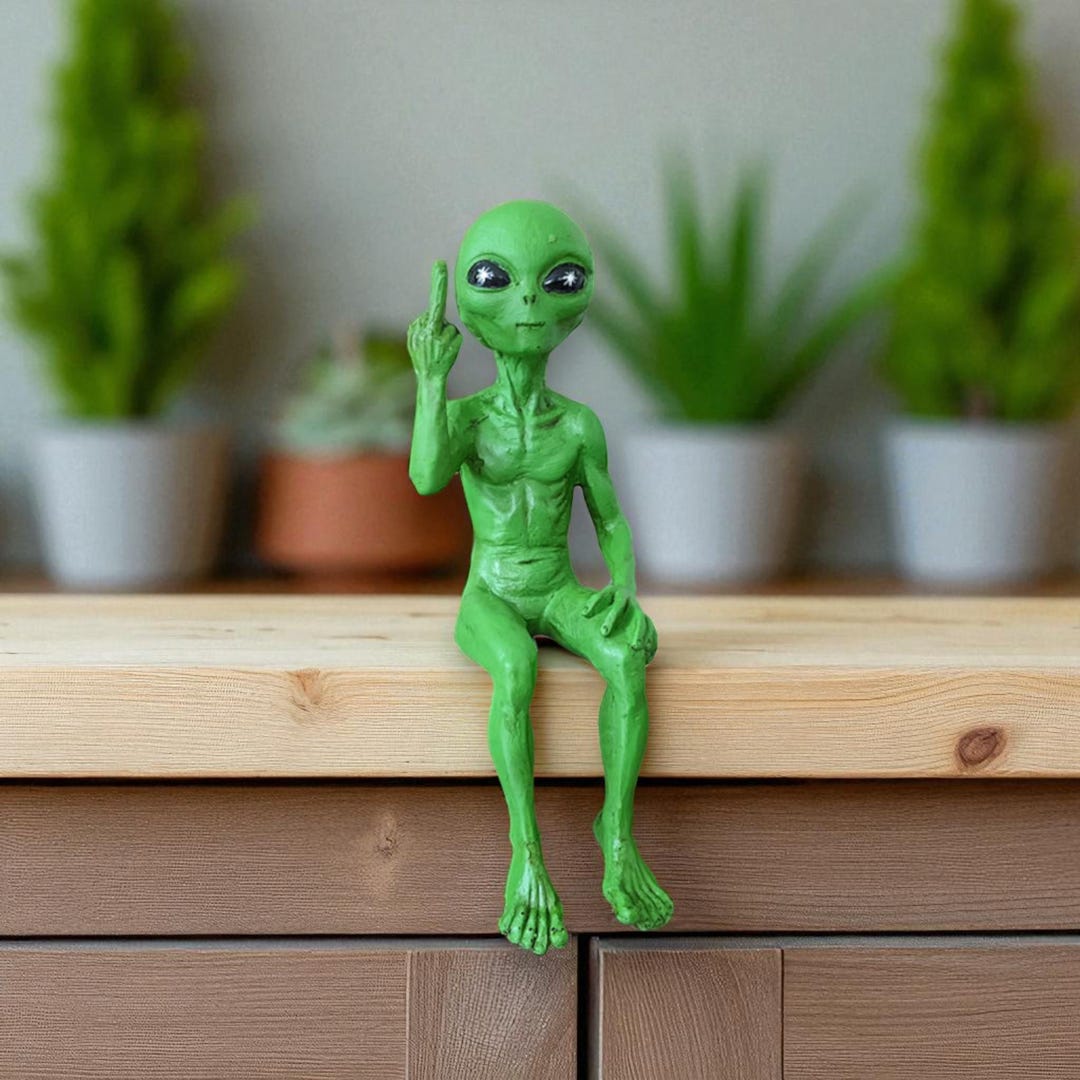 Alien Rude Middle Finger Statue, Alien Figurine Gift, Unique Outdoor ...