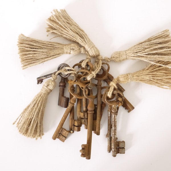 French Key Tassel - Etsy