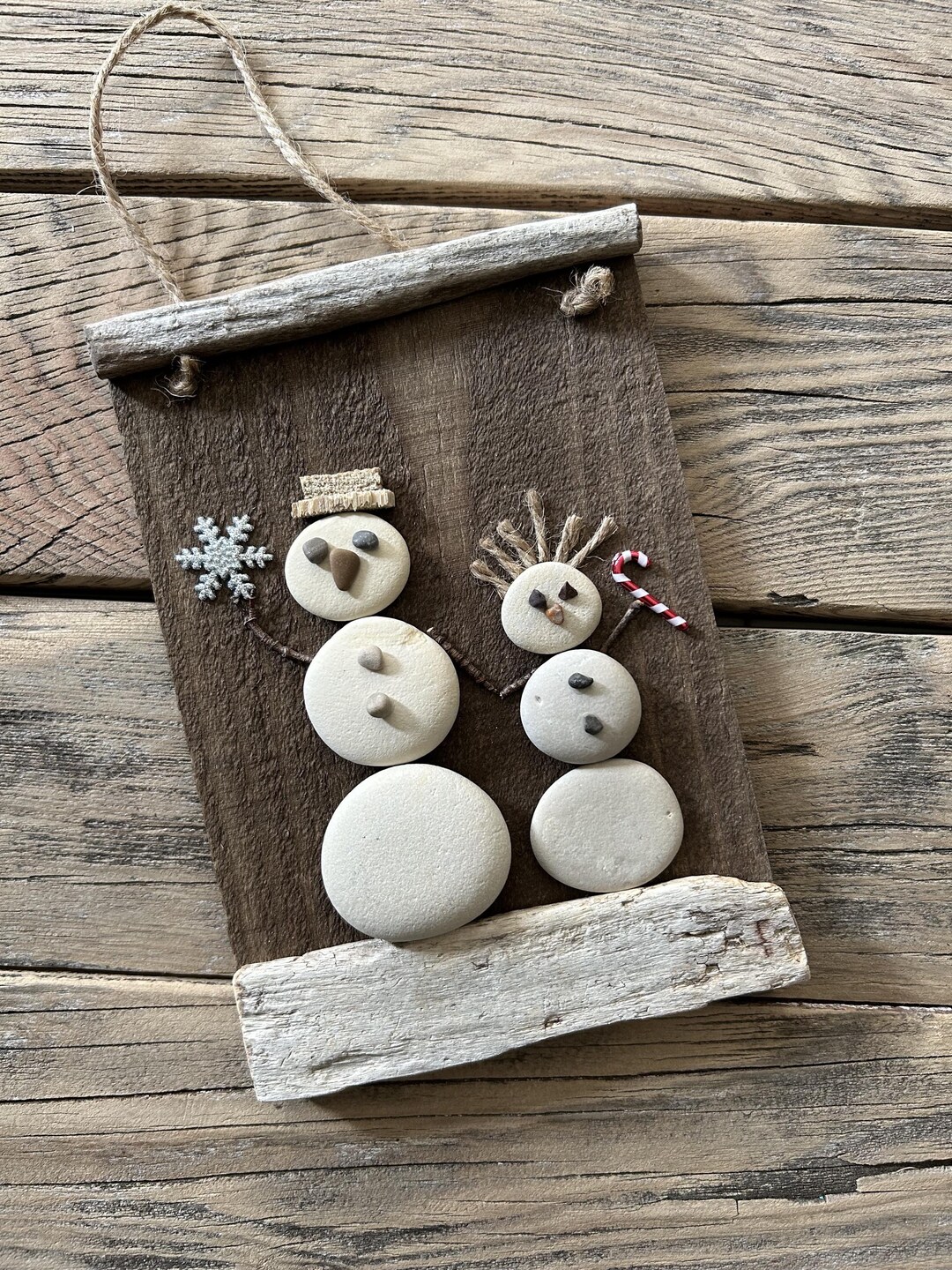 Snowman Friends // Christmas // Pebble Art - Etsy