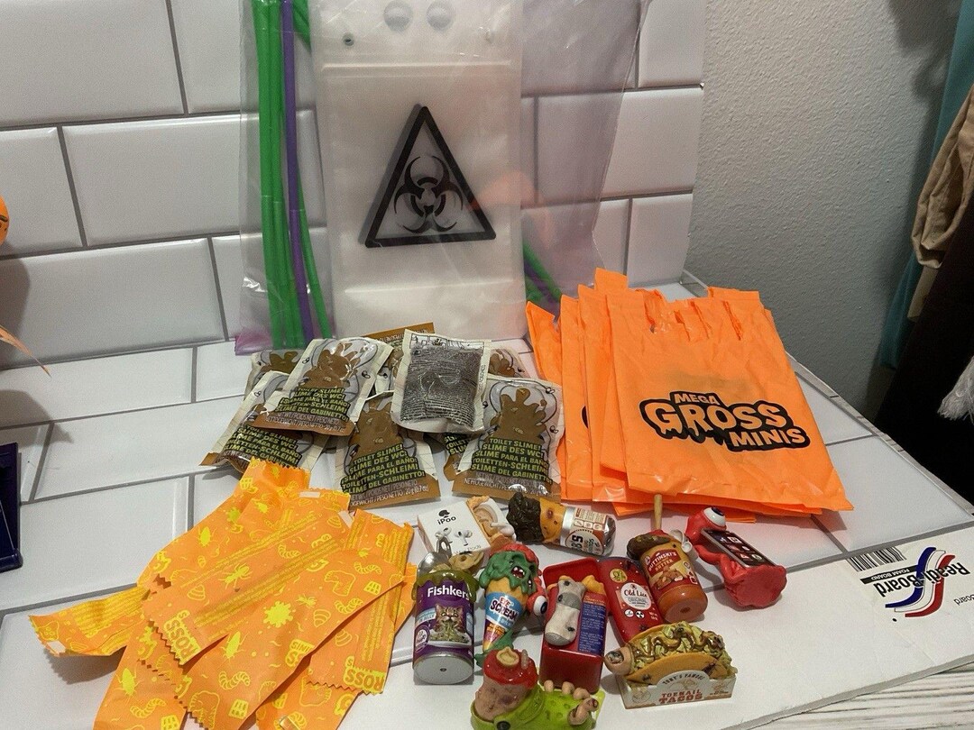 Gross Giggles Party Kit - Juice Pouches, Slime, Gross Mini Brands Merc ...