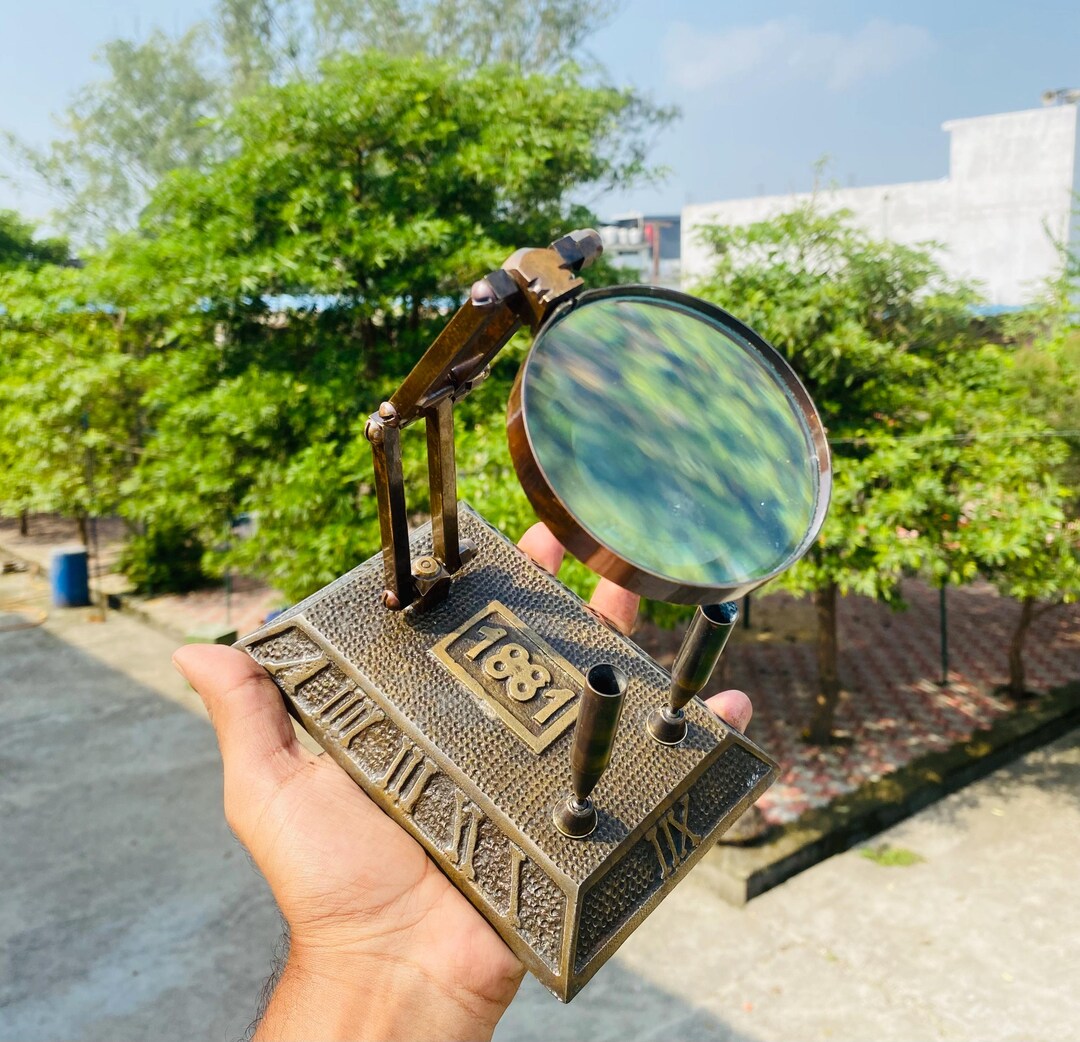 Engraved Brass Magnifying Glass With Pen Holders Desk Decor Christmas ...