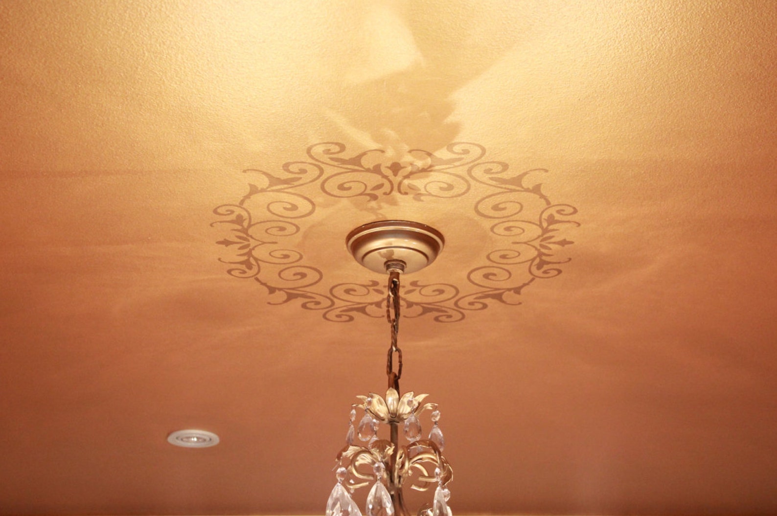 Custom Decal Medallion for Ceiling, Dining Room, Vinyl Decal Decor ...