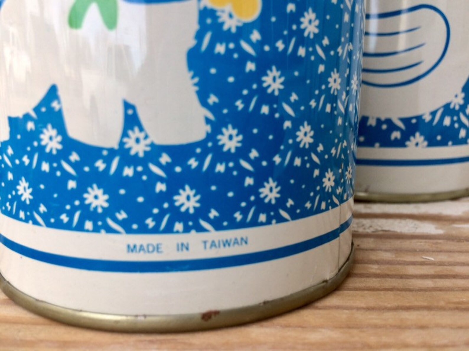 Canisters / VINTAGE CANISTER SET / Rooster Kitchen Decor / Cow Decor ...