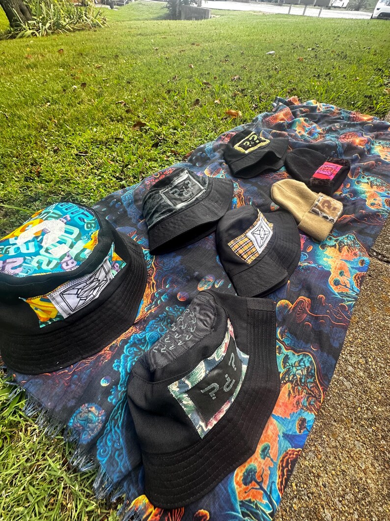 Tipper Question Mark Bucket Hat - Etsy