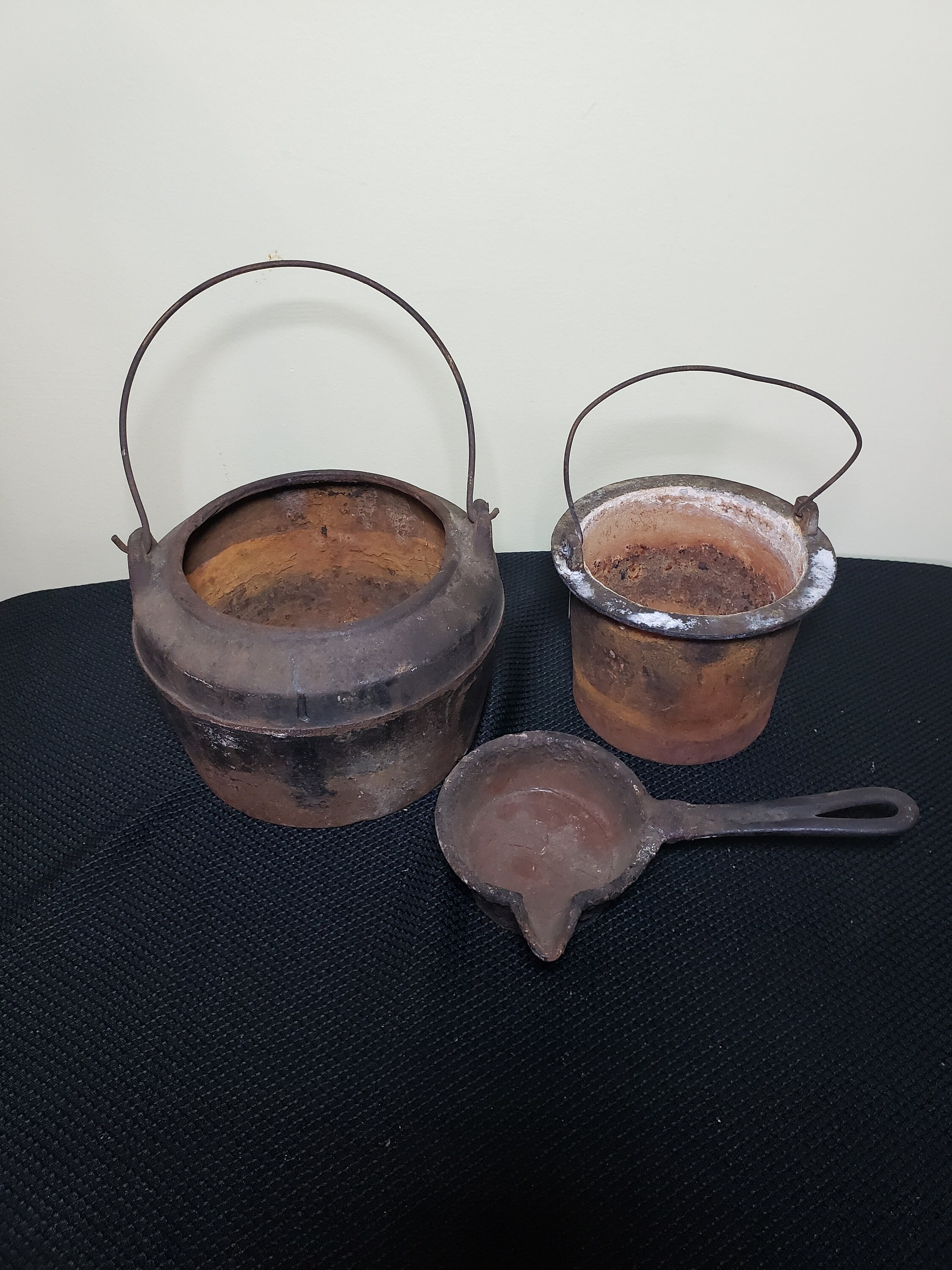 Lead Melting Pot With Stand