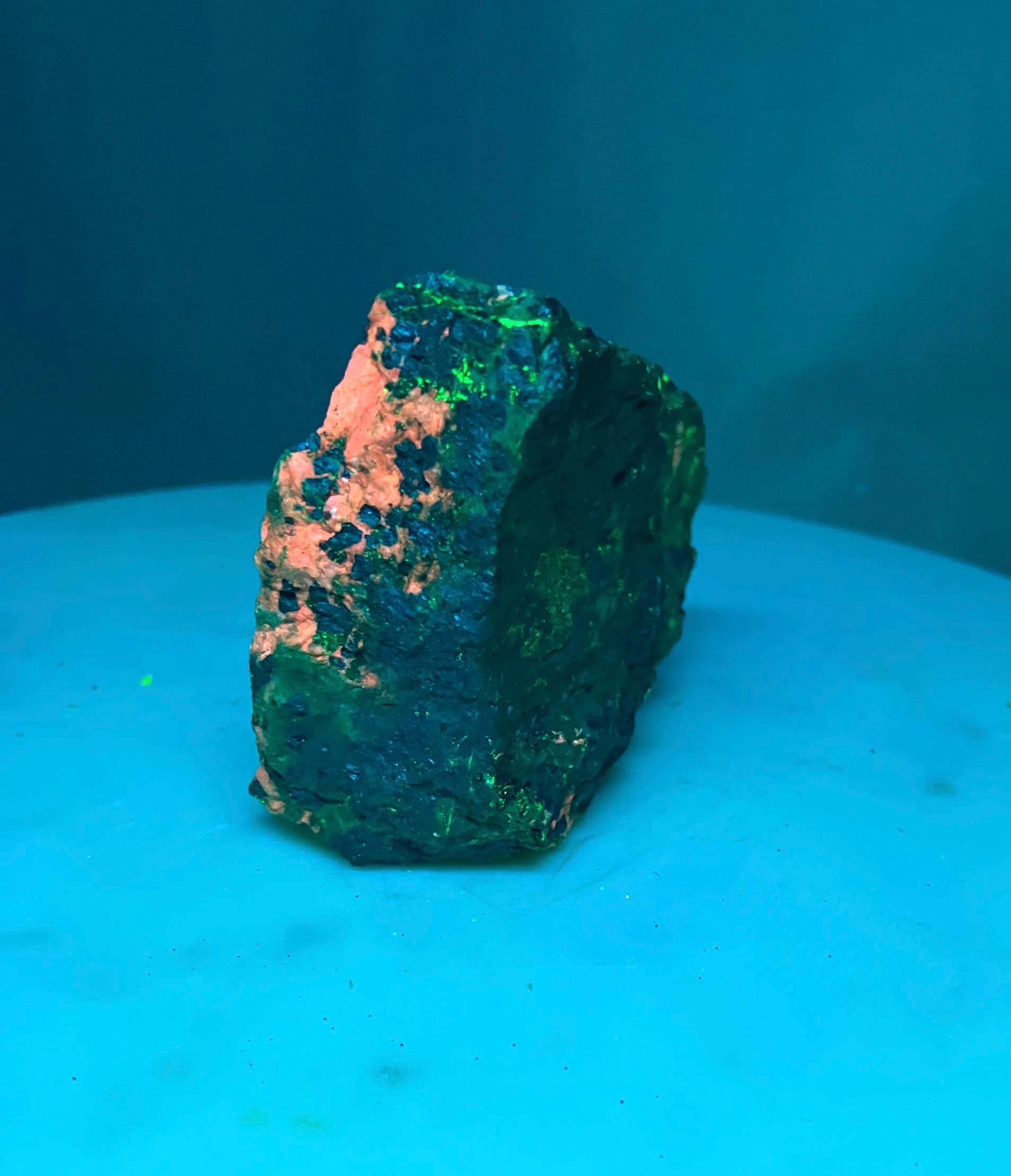 UV Fluorescent Willemite & Calcite Specimen -shortwave UV - Etsy