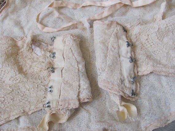 Lovely Antique Handmade Point de Gaze Lace Bra Brassi… - Gem