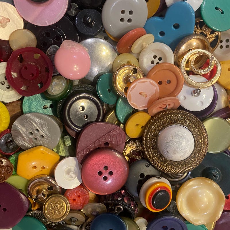 Vintage Bundle of Buttons - Etsy