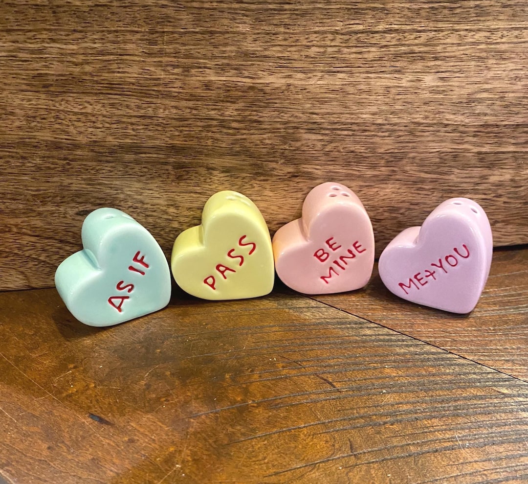 Mini Mix and Match Valentine's Heart Novelty Salt & Pepper Shakers - Etsy