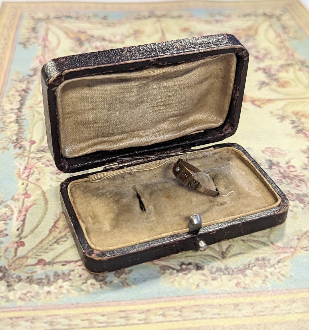 Antique Victorian Leather Ring Box, Antique Ring Presentation Box, Ring ...