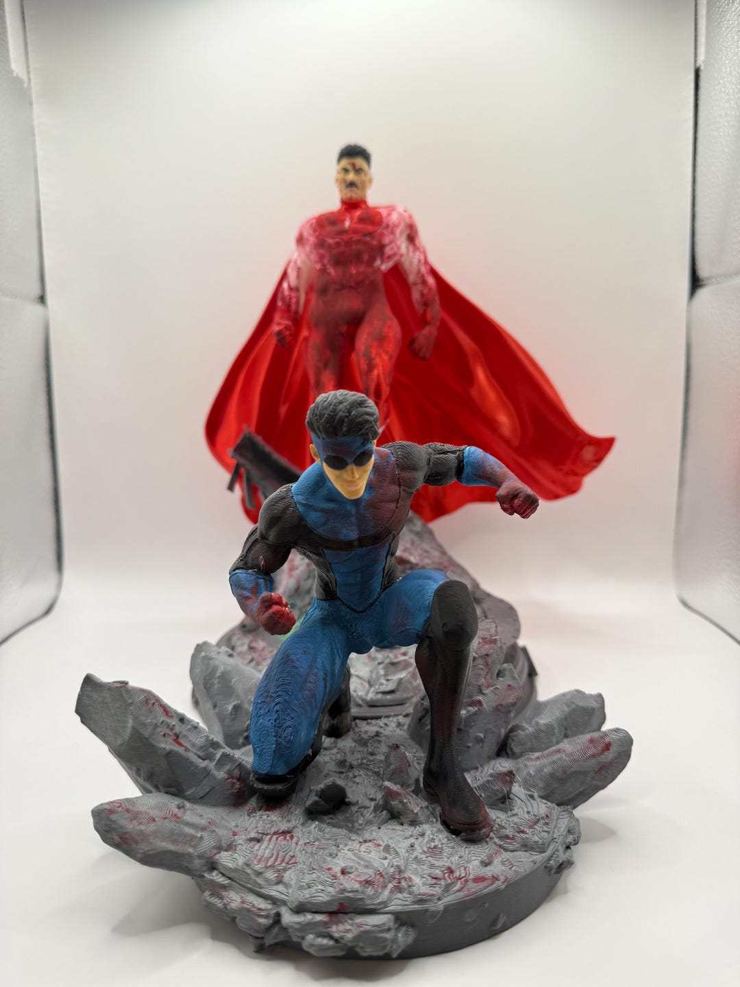 Invincible + Omni Man 3D Printed Statue - Etsy