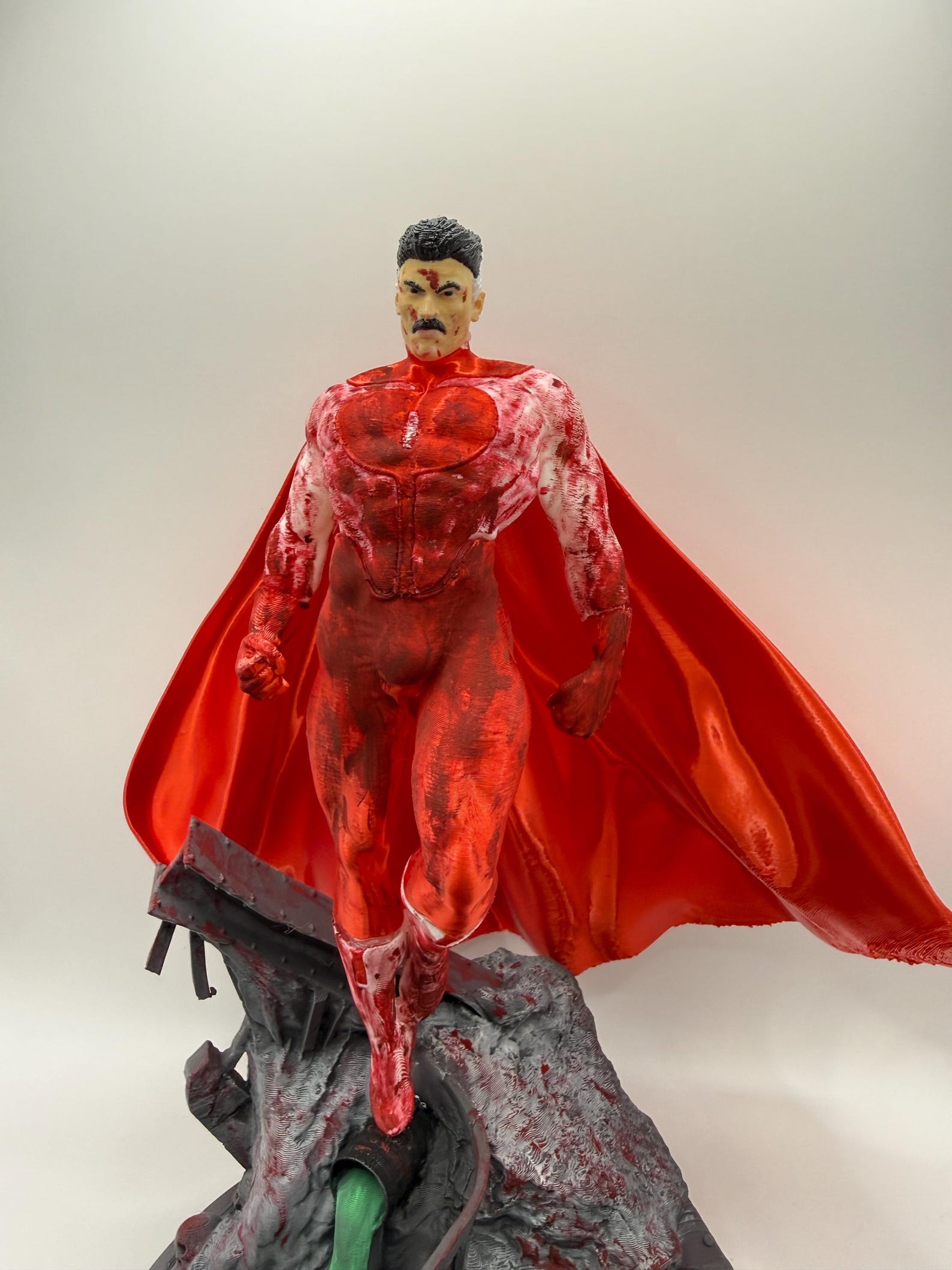 Invincible + Omni Man 3D Printed Statue - Etsy