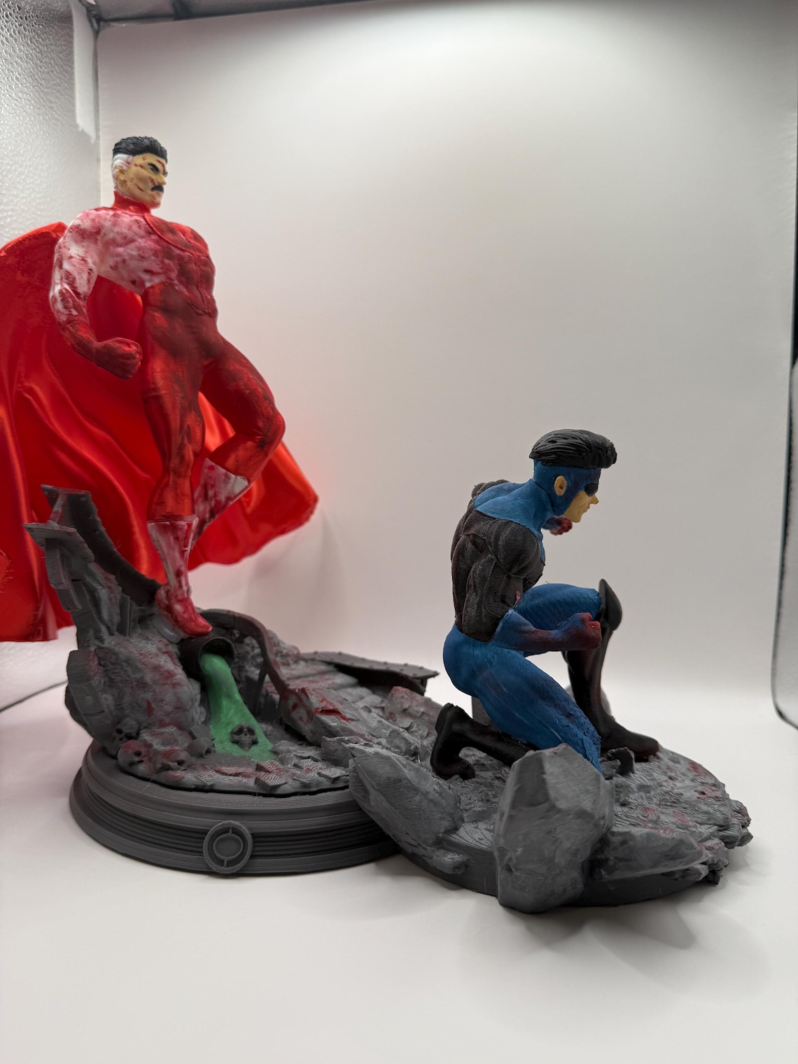 Invincible + Omni Man 3D Printed Statue - Etsy